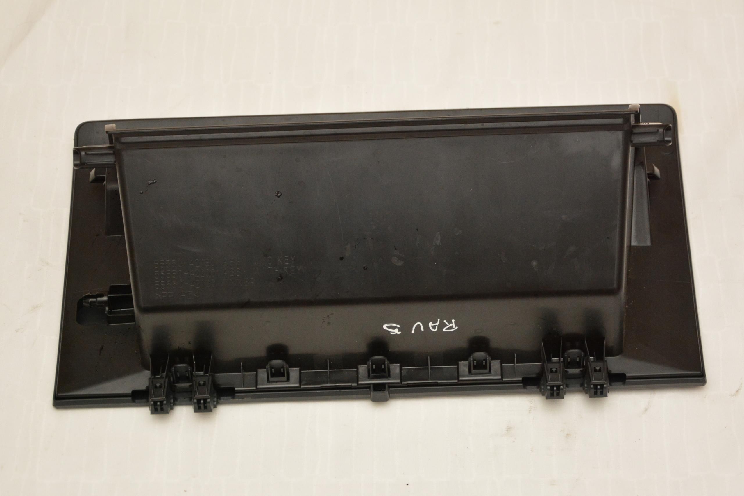 Toyota Oe Schowek Pasażera Rav4 13 2018R 55550 42130 42200 55552 ...
