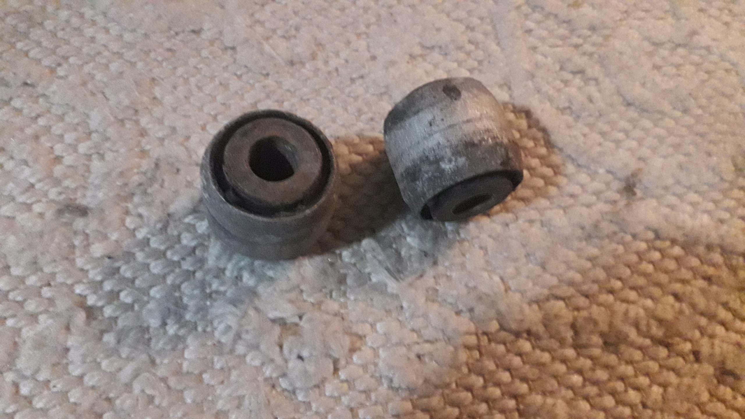 Volvo Oe Tuleje Sanek Tył Zawieszenia Volvo Xc70 S60 V70 30645401 ...