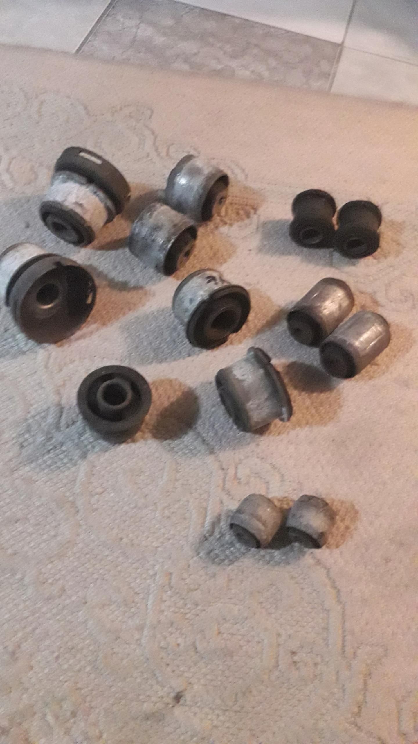 Volvo Oe Tuleje Sanek Tył Zawieszenia Volvo Xc70 S60 V70 30645401 ...