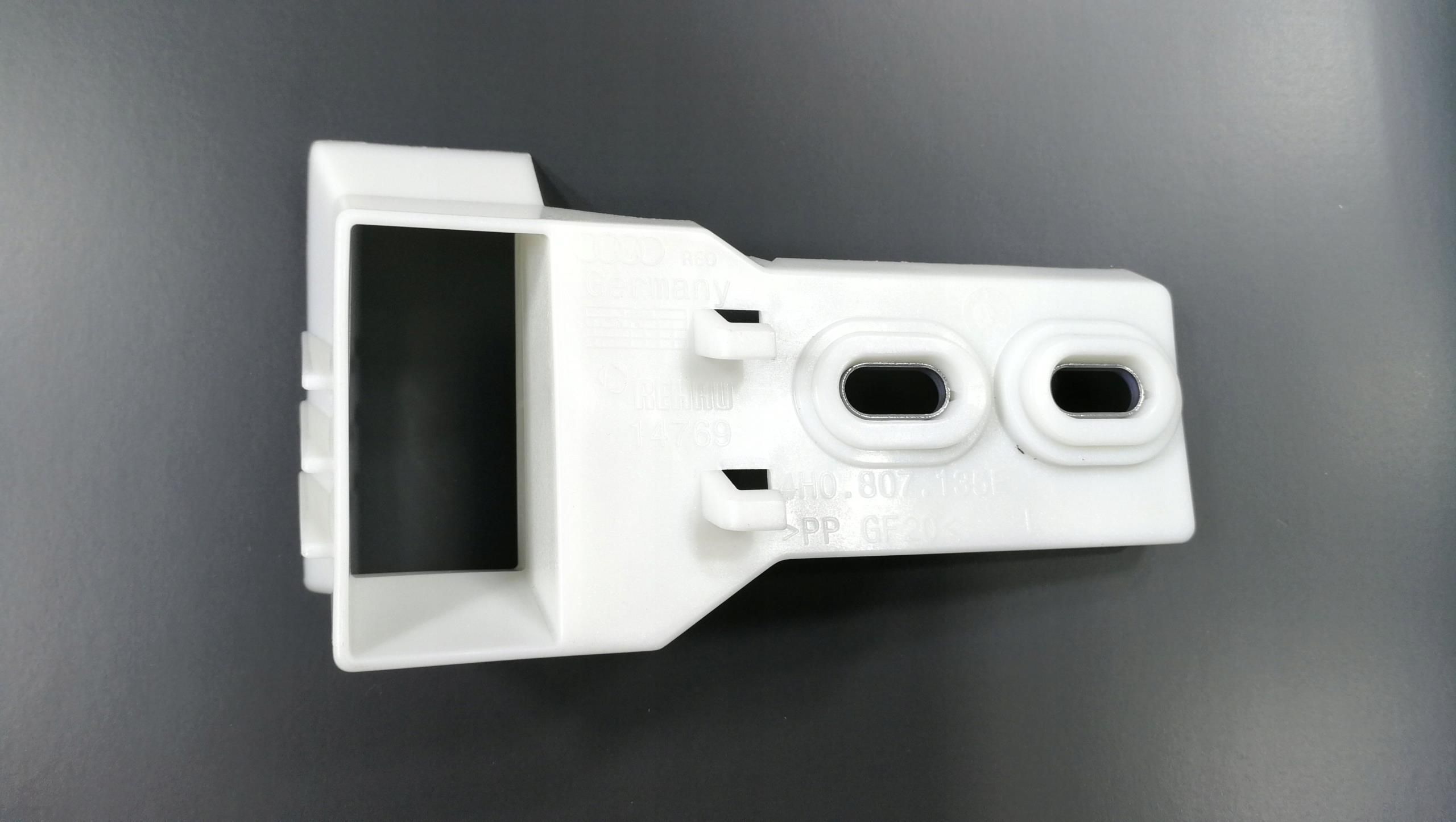 Audi Oe A8 4H Lift Uchwyt Mocowanie Ślizg 4H0807135E - Opinie i ceny na ...