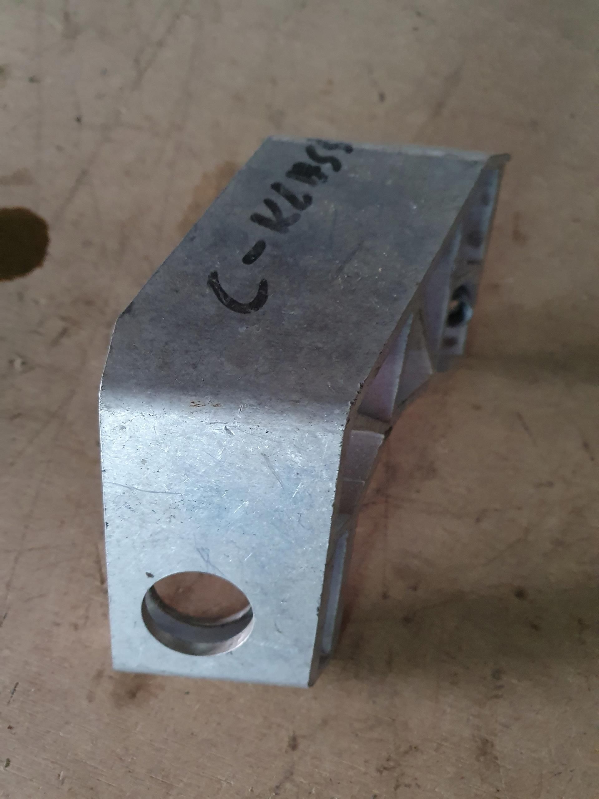 Mercedes Benz Oe Wspornik Chłodnic W205 L P A2055014120 - Opinie i ceny ...