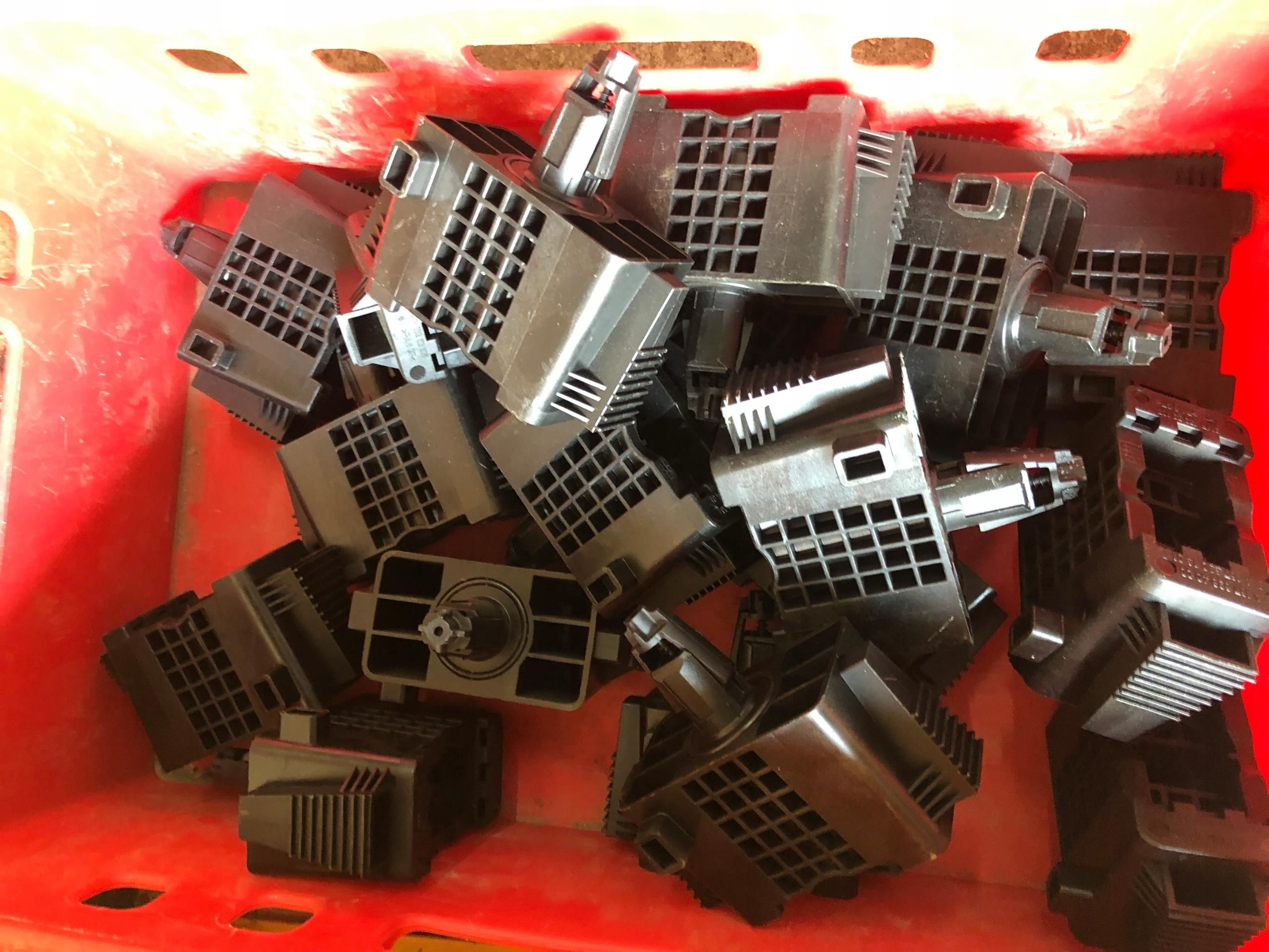 MercedesBenz Oe Mercedes Podkładka Pod Lewarek 1676984000 A1676984000 ...