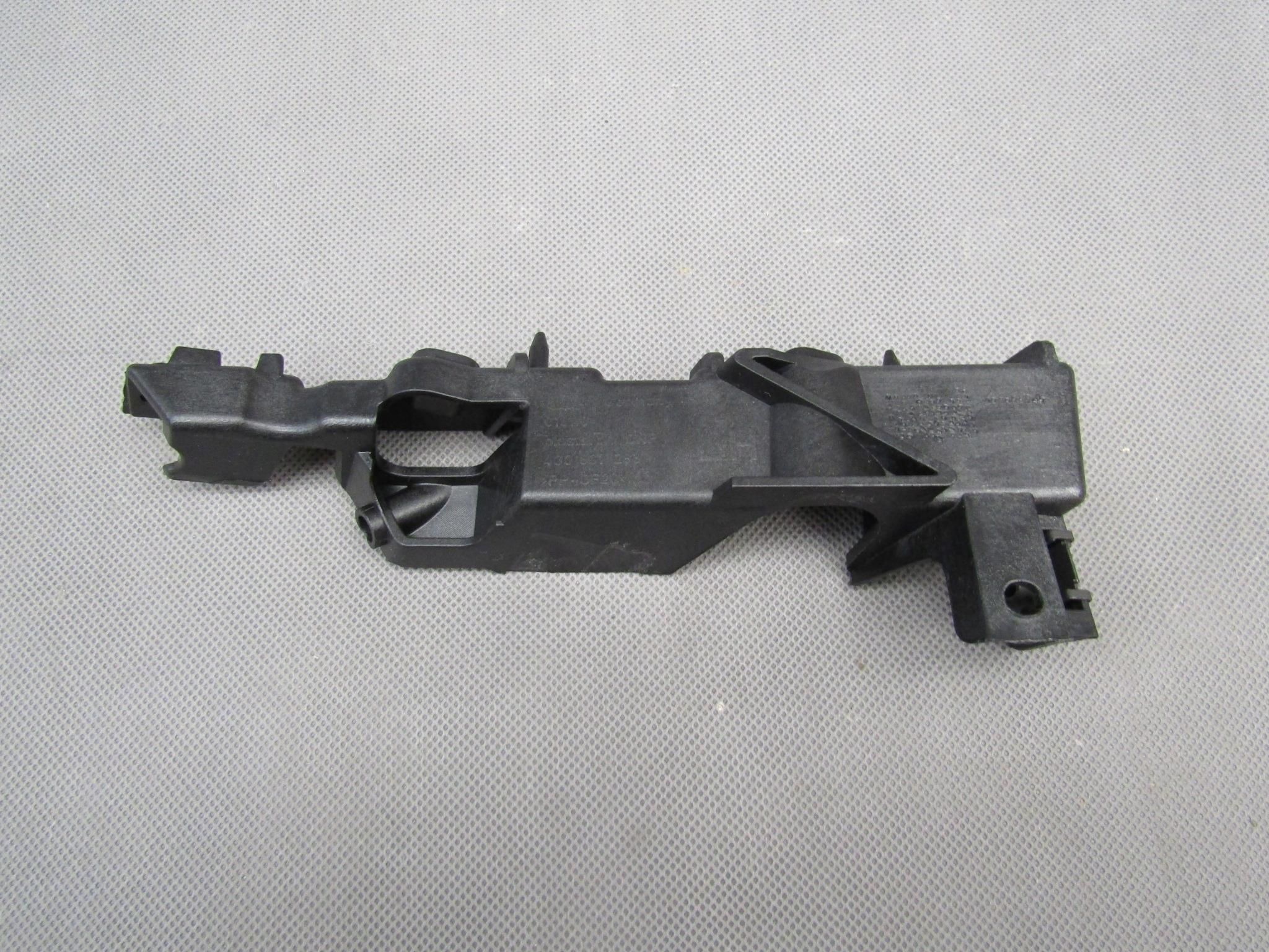 Volkswagen Oe Ślizg Uchwyt W Zderzak Audi A6 C7 11 14 4G0807283 ...