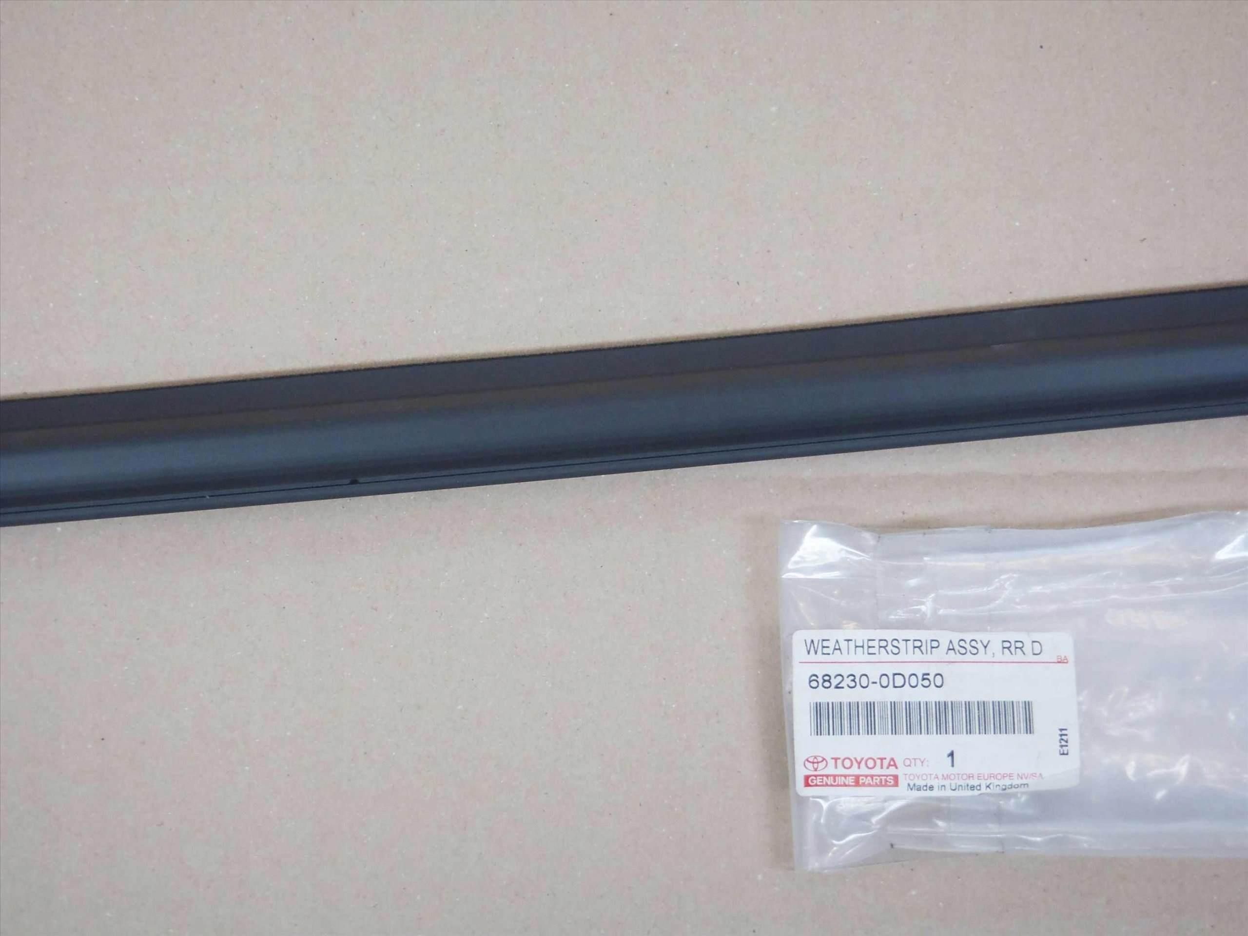 Toyota Oe Yaris Ii 05 11 Uszczelka Szyby Drzwi Listwa Tył A68230 0D050 ...