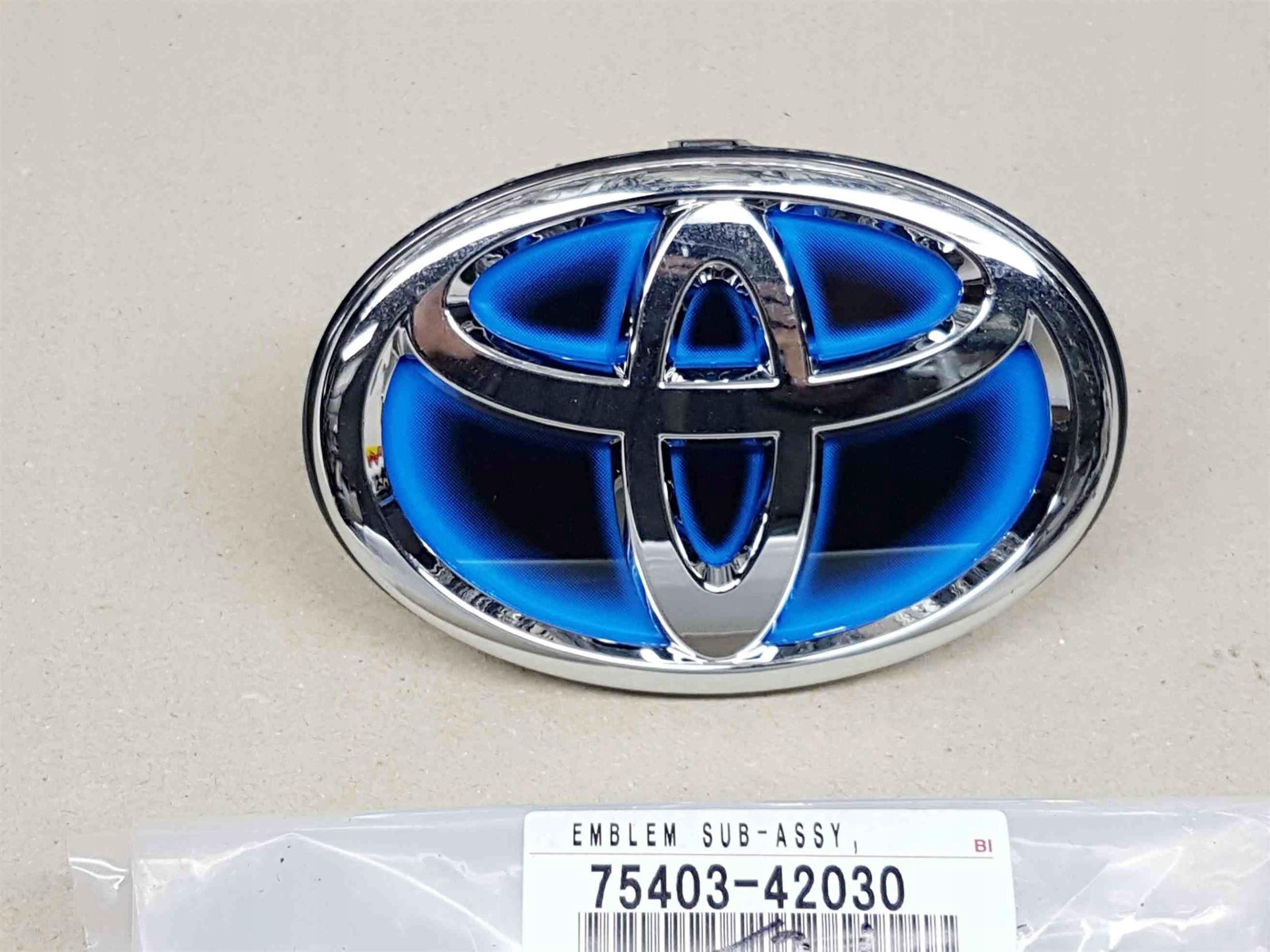 Klapa tylna Toyota Oe Rav4 15 18 Hybryda Znaczek Emblemat Logo Klapa ...