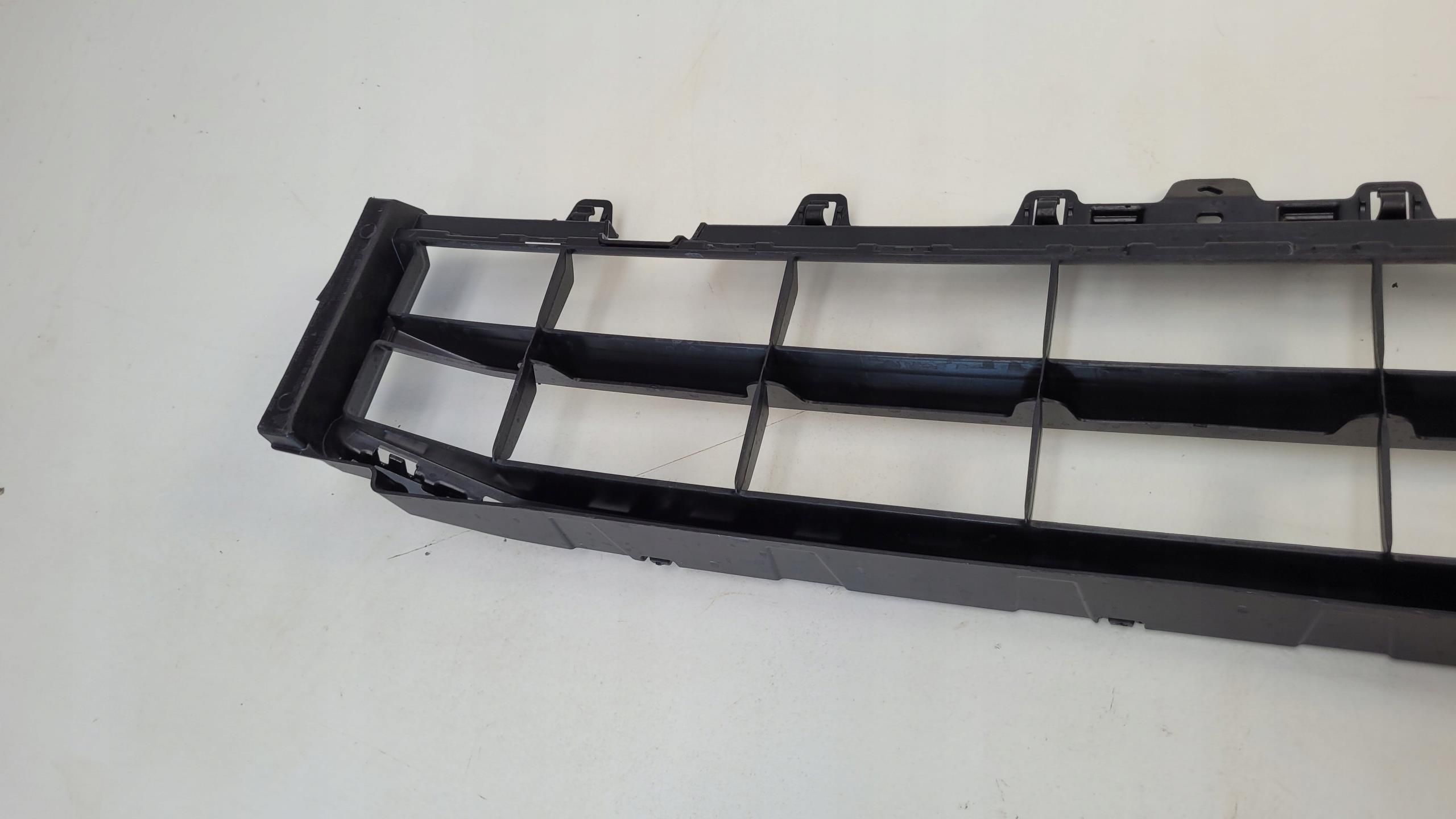 Bmw Oe Kratka Zderzaka Środkowa Przód 51119883593 - Opinie i ceny na ...