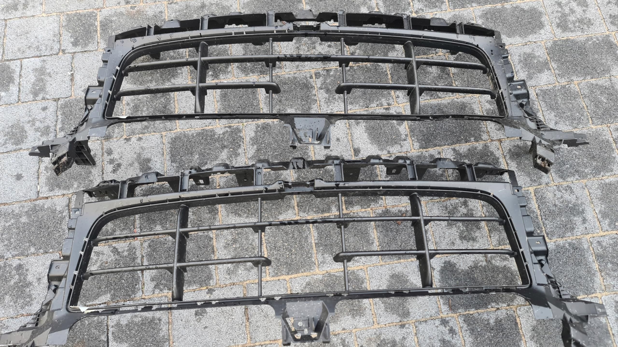 Porsche Oe Cayenne 9Y0 Grill Atrapa 9Y0807683T Aa 9Y0807683 T - Opinie ...