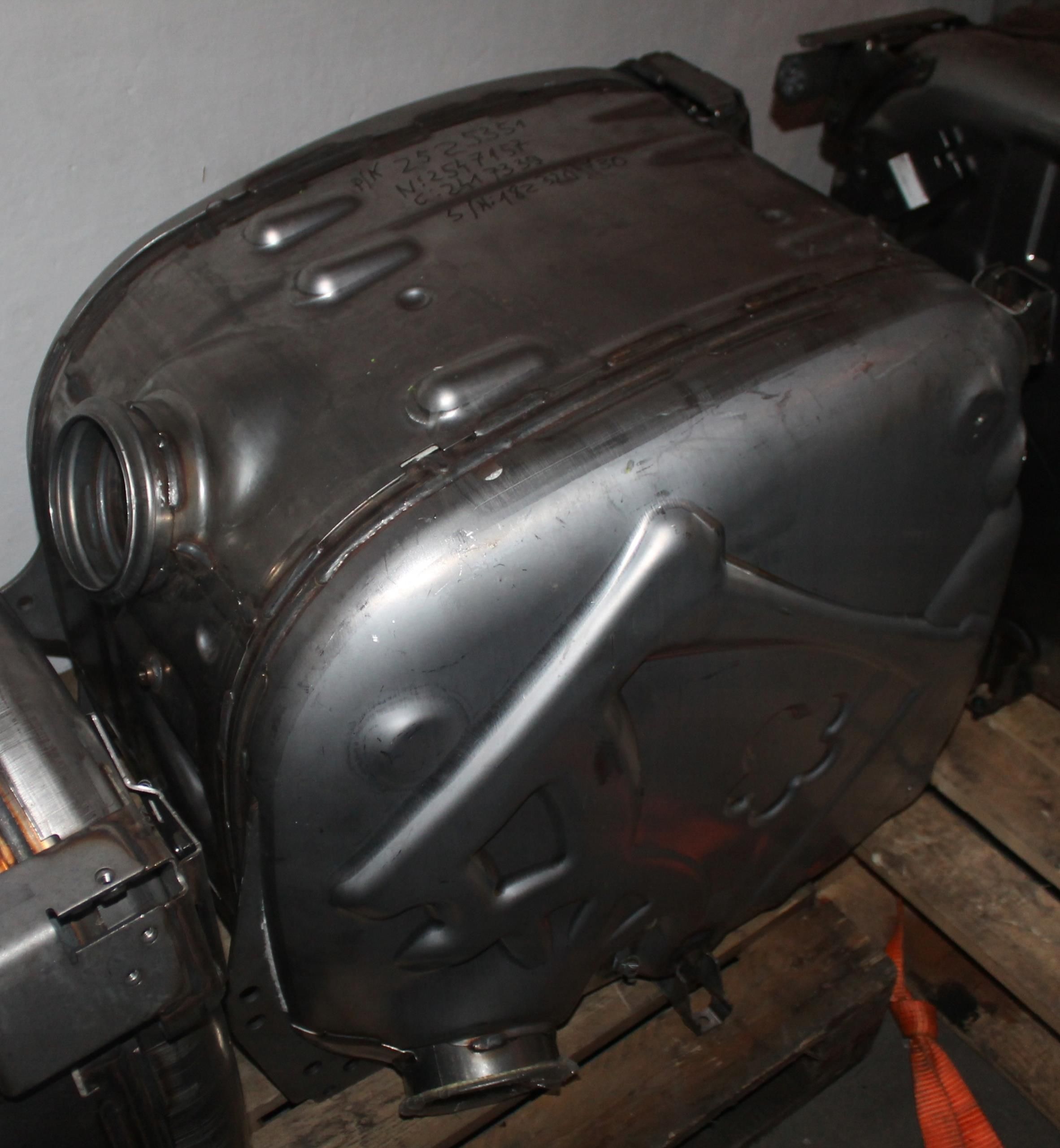 Katalizator Scania Oe Katalizator Tłumik Dpf Euro 6 Oem 2525351 ...