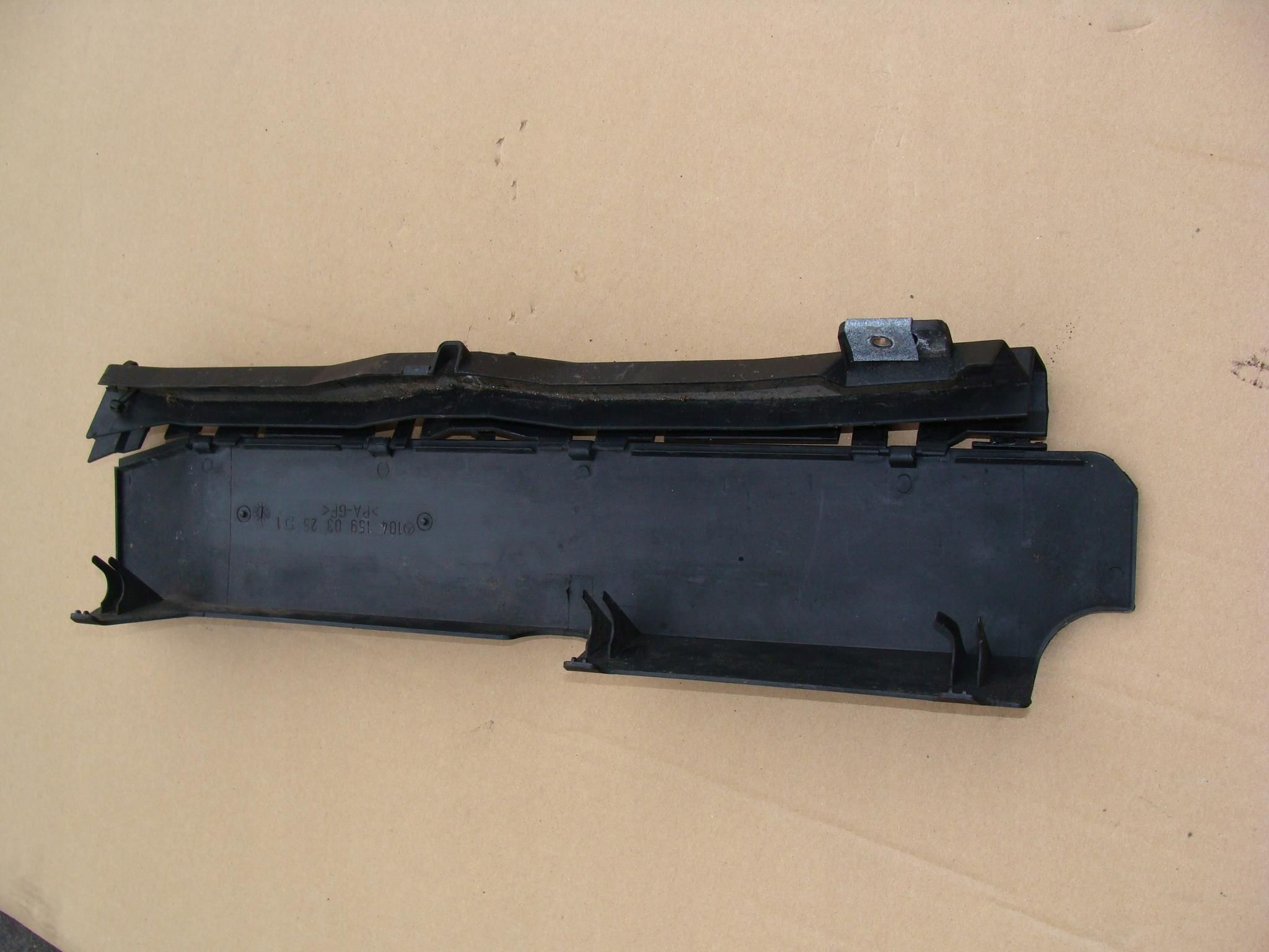 MercedesBenz Oe Osłona Instalacji Wiązki Silnika Mercedes W124 28 ...