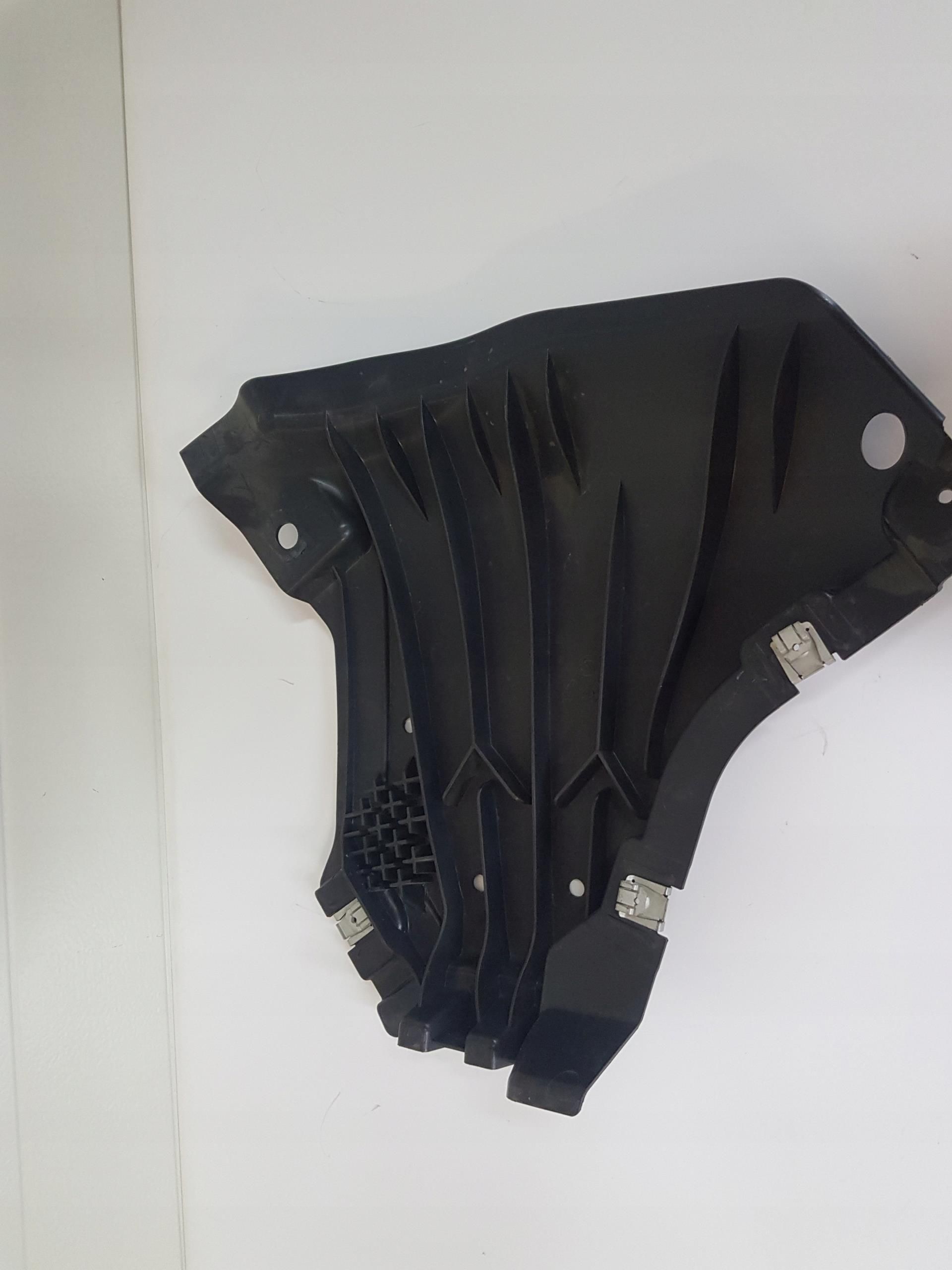 MercedesBenz Oe Mercedes W238 EKla Osłona Pod Zderzak A2135200700 ...