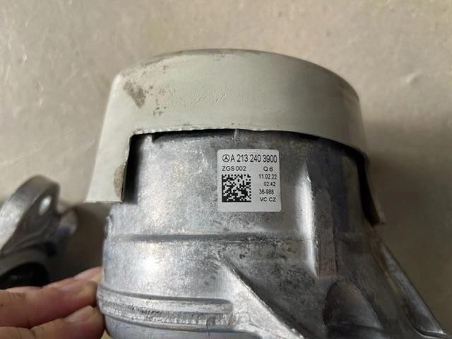 Zawieszenie silnika MercedesBenz Oe Mercedes 205 213 238 257 253 4Matic ...