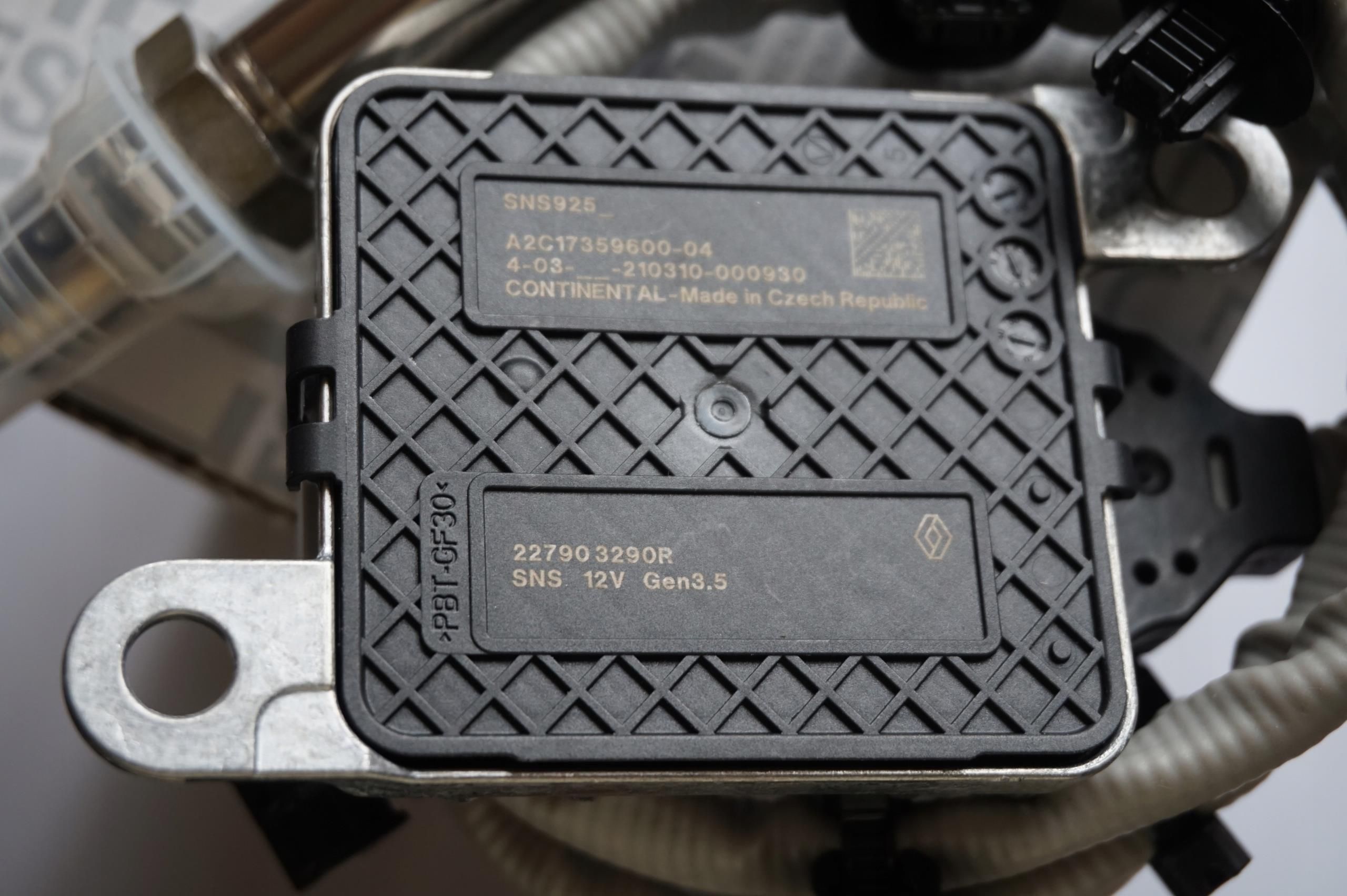 Sonda lambda Renault Oe Sonda Czujnik Nox 15Dci 227903290R - Opinie i ...