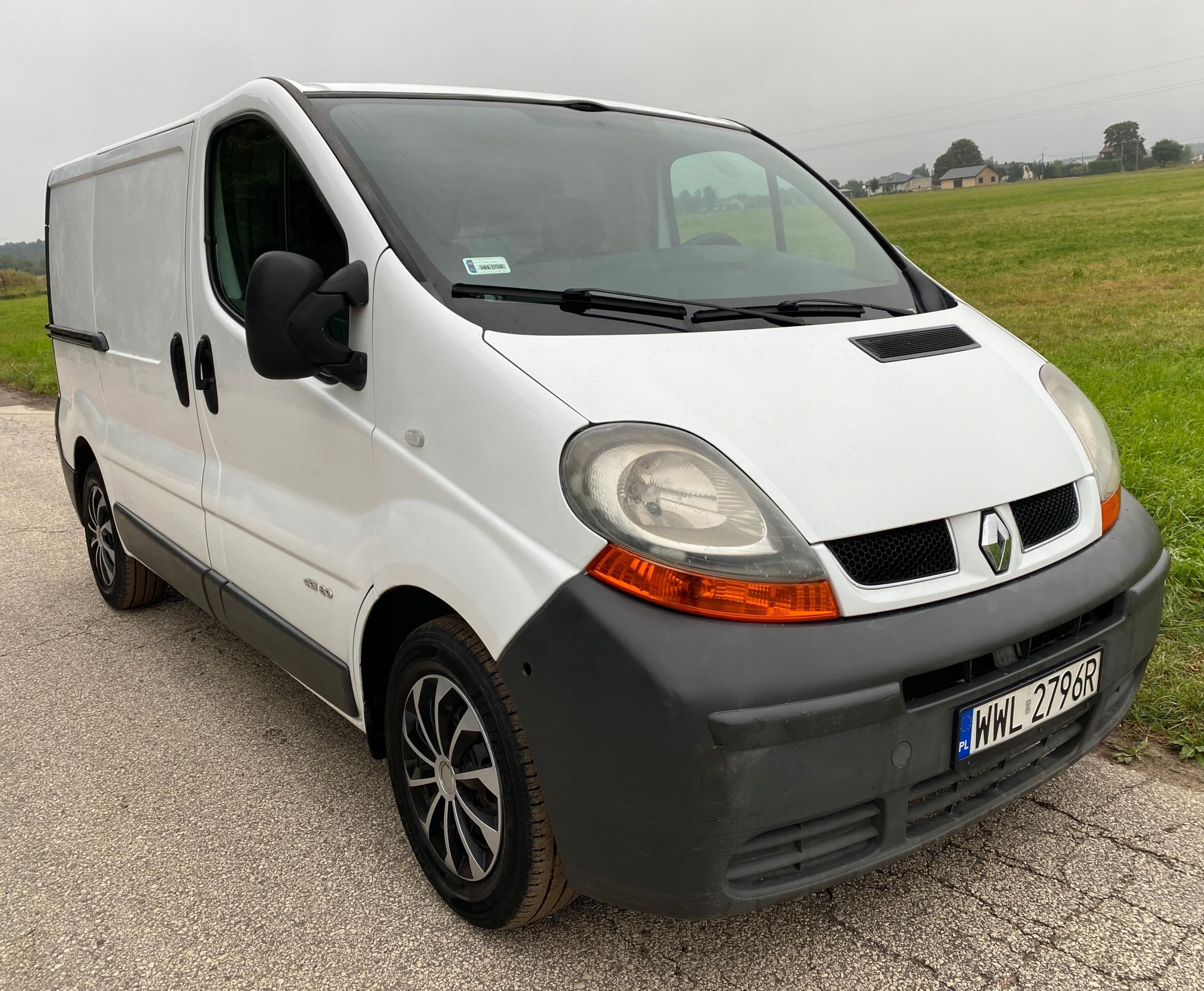 Renault Trafic Furgon BUS - Mocno DOINWESTOWANY - Opinie i ceny na Ceneo.pl