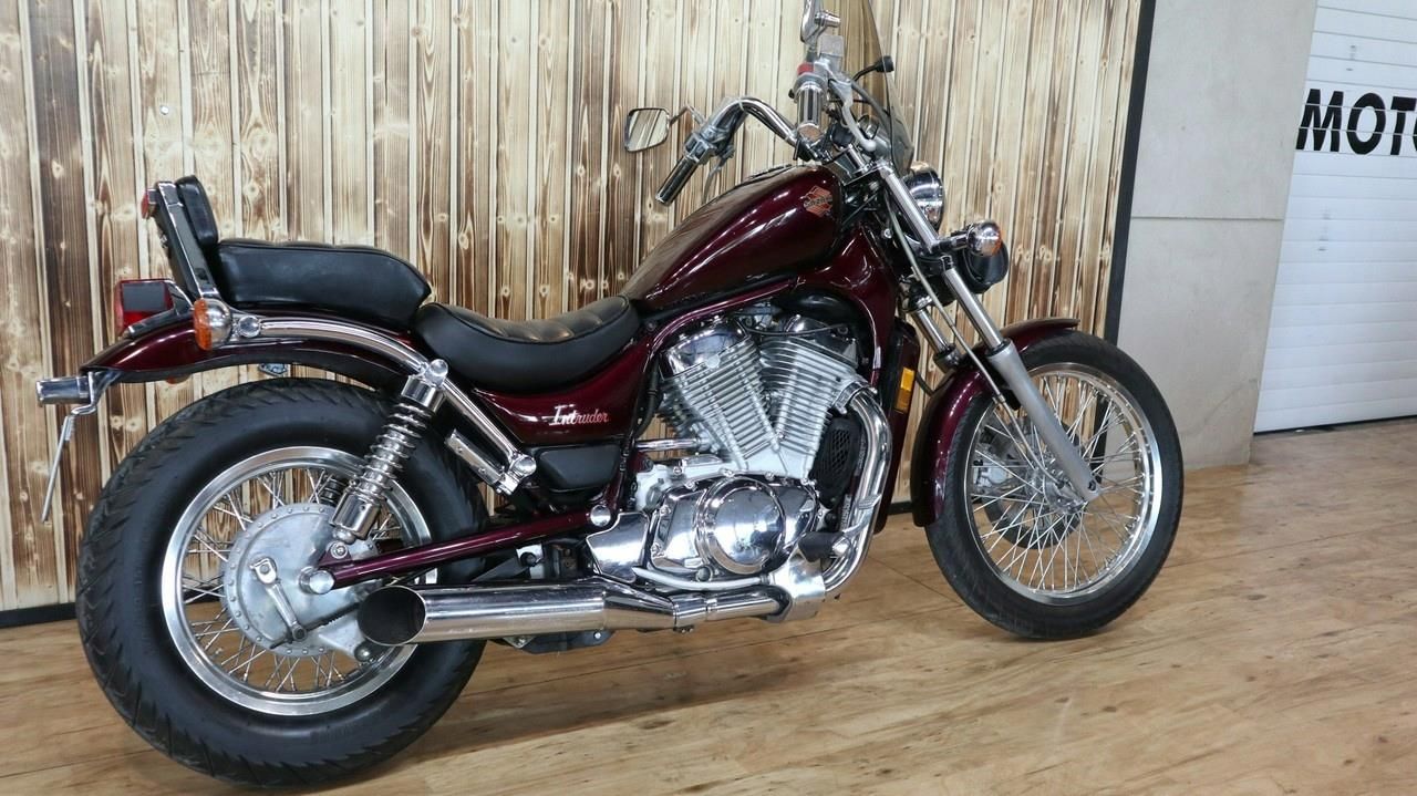 Suzuki Intruder (INTRUDER 700) 700 ## bardzo - Opinie i ceny na Ceneo.pl