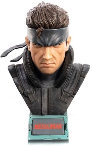 First 4 Figures Metal Gear Solid Life-Size Bust 1/1 Solid Snake 56 cm ...