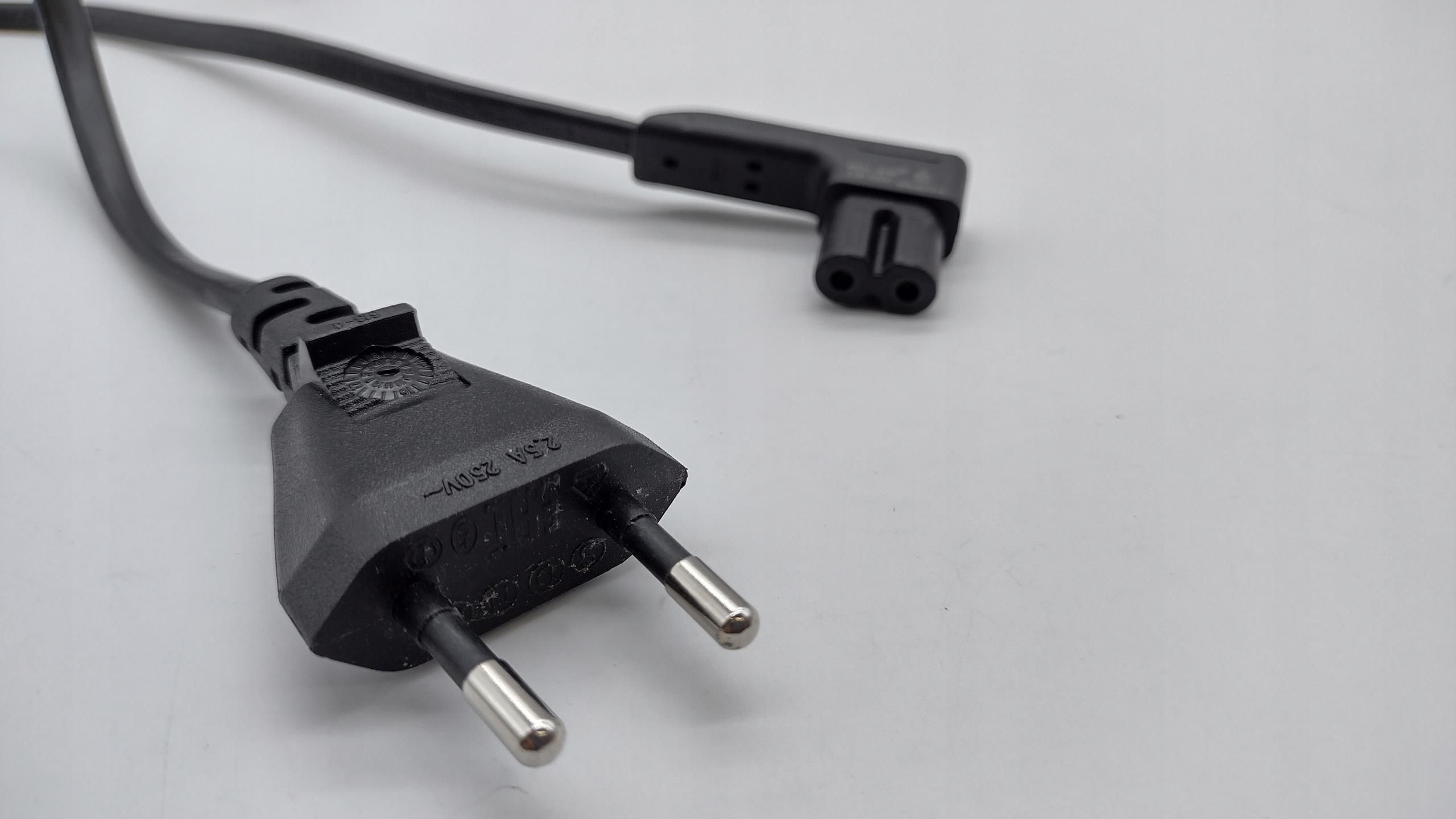 KaBeL zasilający kątowy 2 Pin ósemka CzArNy 1,9m - Opinie i ceny na ...