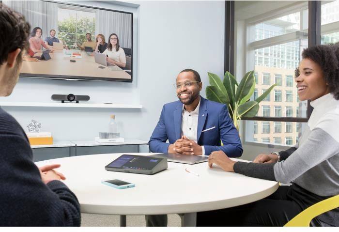 Logitech Small Room With Tap + Meetup Intel Nuc For Microsoft Teams Rooms (TAPMUPMSTINT) - ceny ...