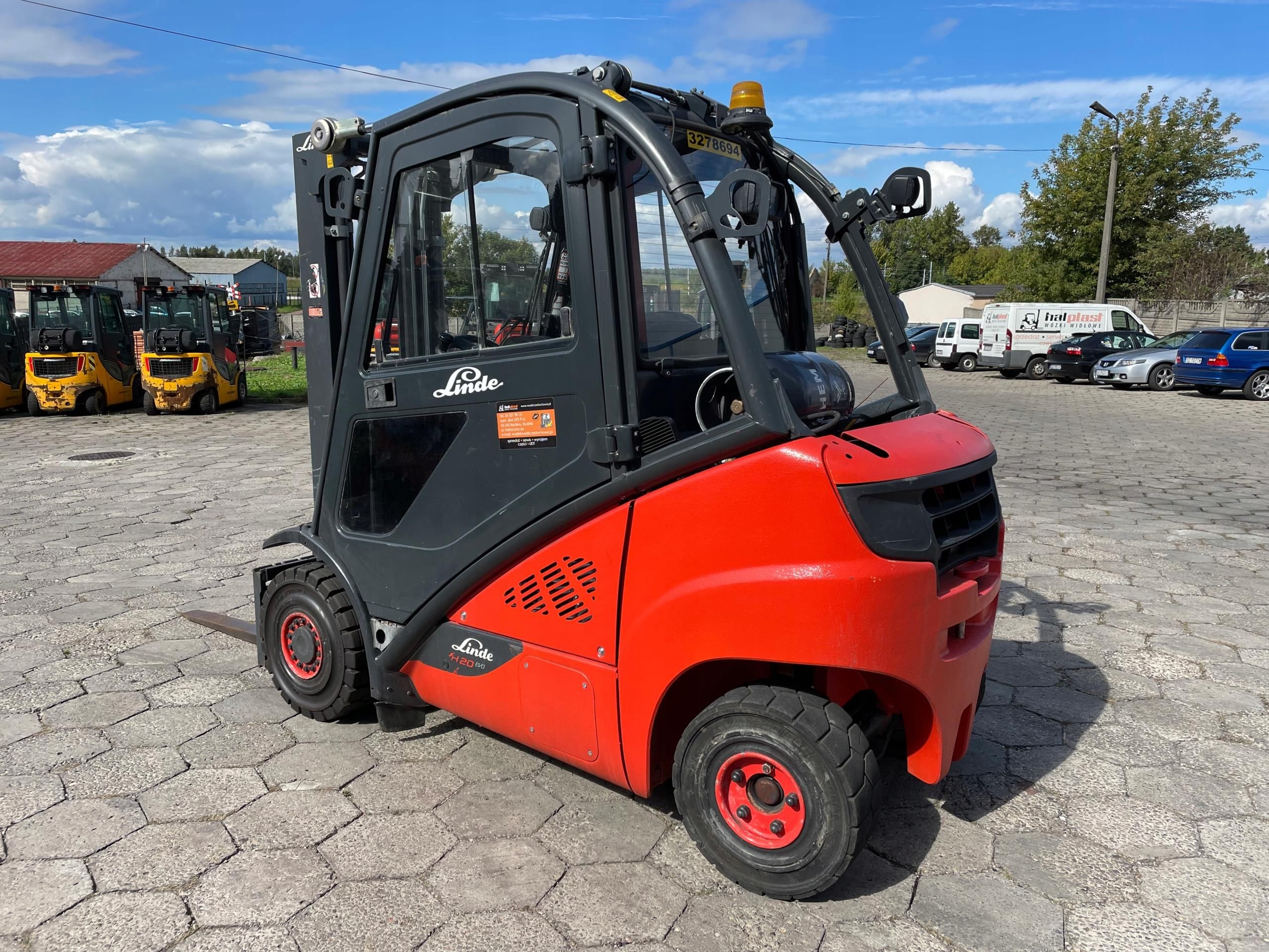 WÓZEK WIDŁOWY LINDE H25T TRIPLEX KABINA 2018 ROK - Opinie i ceny na ...