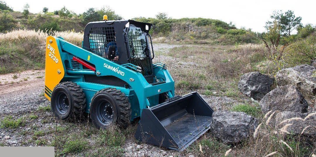 MINIŁADOWARKA SUNWARD SWL 3230 2022r - Opinie i ceny na Ceneo.pl