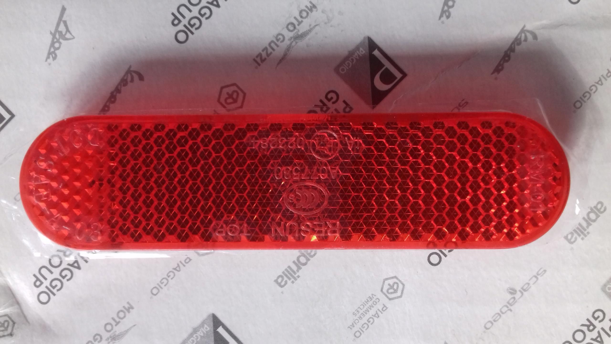 Piaggio (Oryginalne Oe) Odblask Gilera Ape Vespa Derbi Aprilia 58233R ...