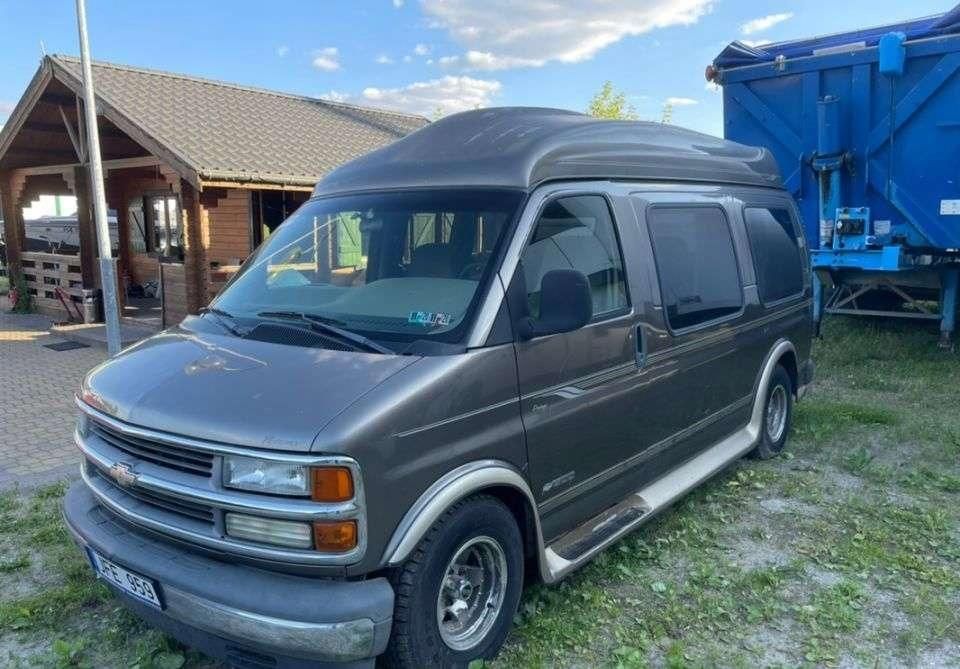 Chevrolet Express 4.6 262KM V6 wysoki2001 - Opinie i ceny na Ceneo.pl