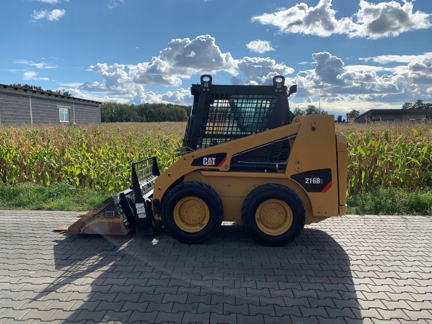 Miniładowarka CAT 216B3 KABINA ŁYŻKA WIDŁY 2018r. - Opinie i ceny na ...