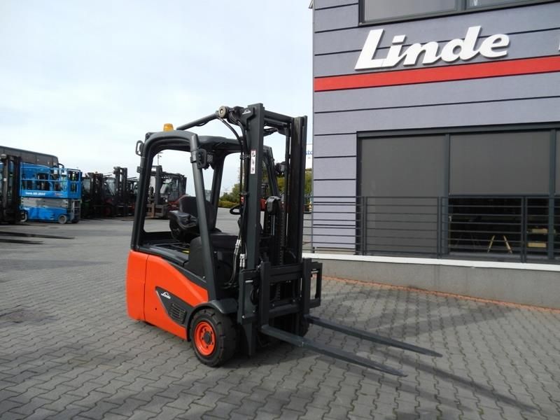 Elektryczny 3-kołowy wózek widłowy Linde E16C-02 - Opinie i ceny na ...