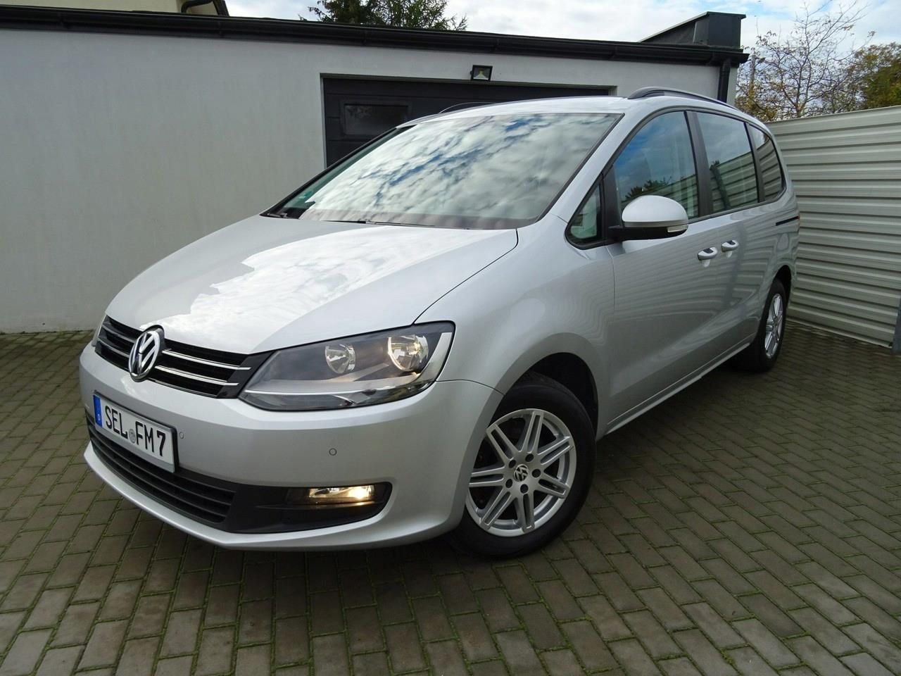 Volkswagen Sharan 1.4 TSI 150KM benzyna BDB STAN - Opinie i ceny na ...