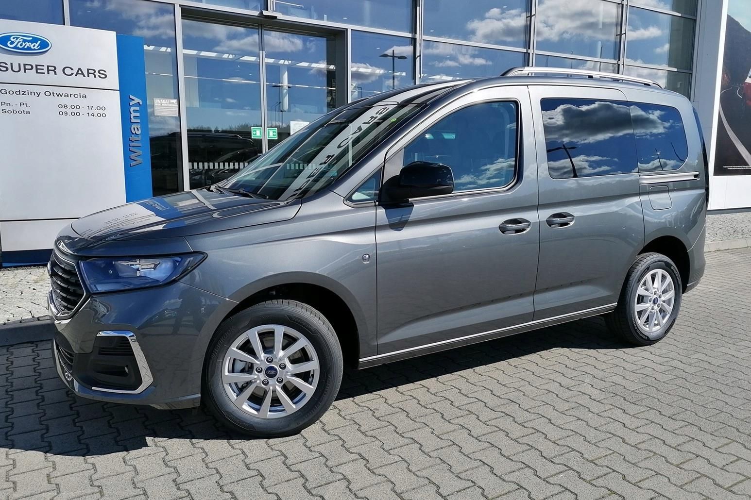Ford Tourneo Connect Titanium 122KM diesel od ręki - Opinie i ceny na ...