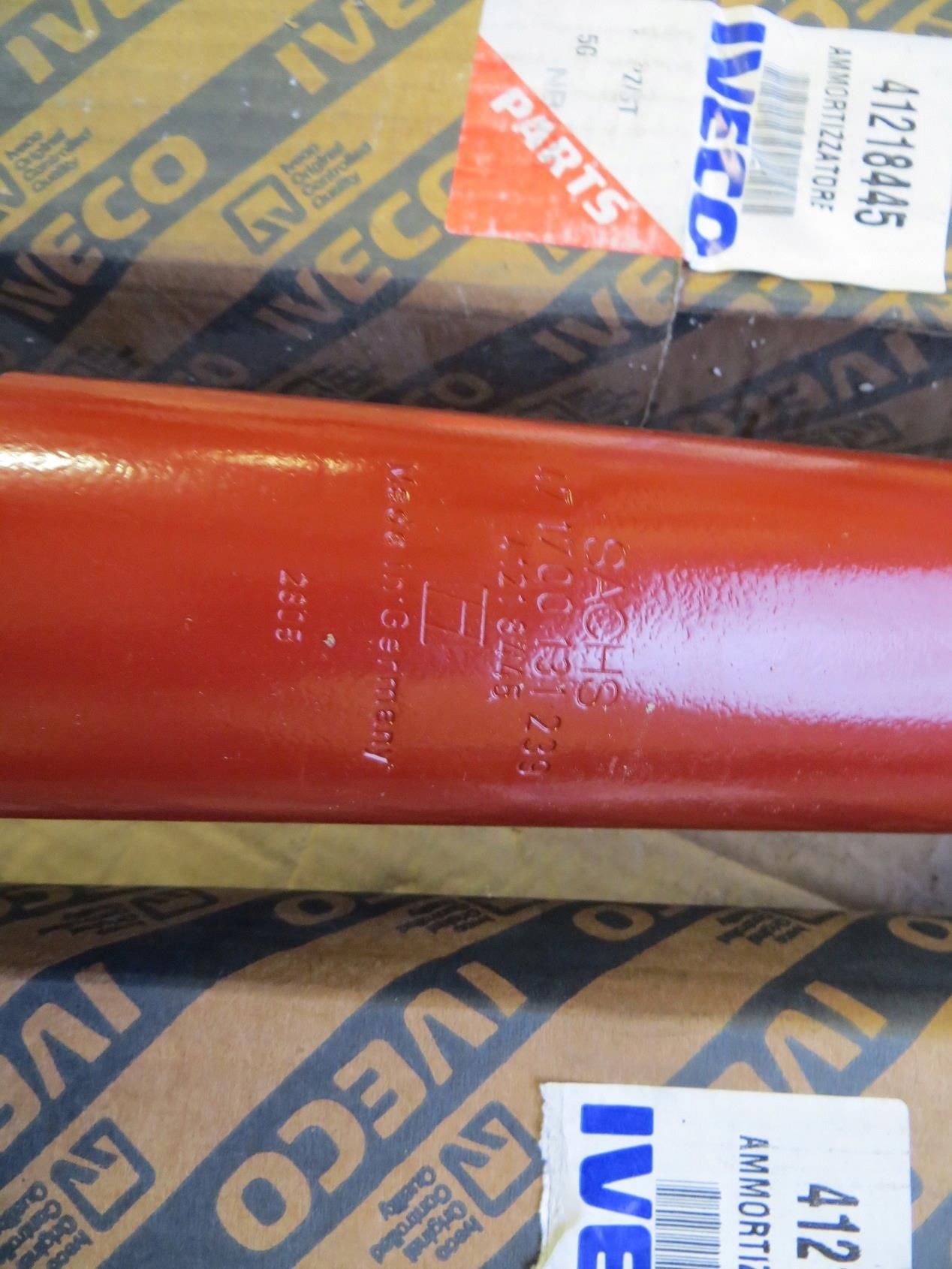 Amortyzator samochodowy Iveco Oe Amortyzator Eurostar 41218445 - Opinie ...