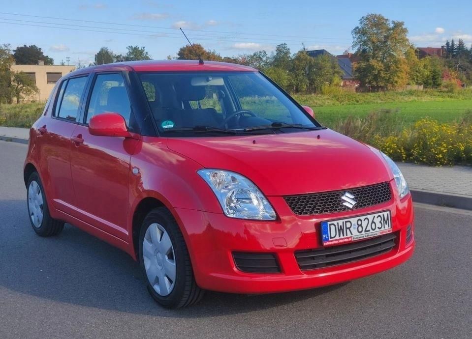 Suzuki Swift 1 3