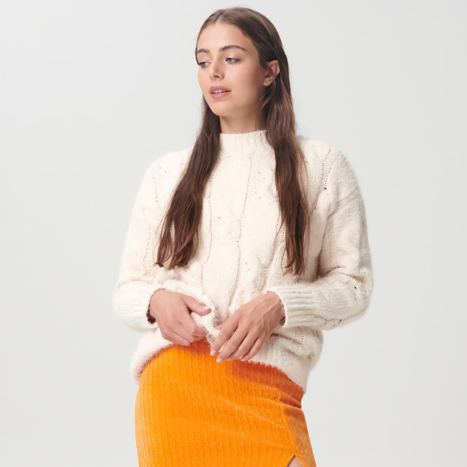 Sinsay - Sweter z ozdobnym splotem - Kremowy - Ceny i opinie - Ceneo.pl