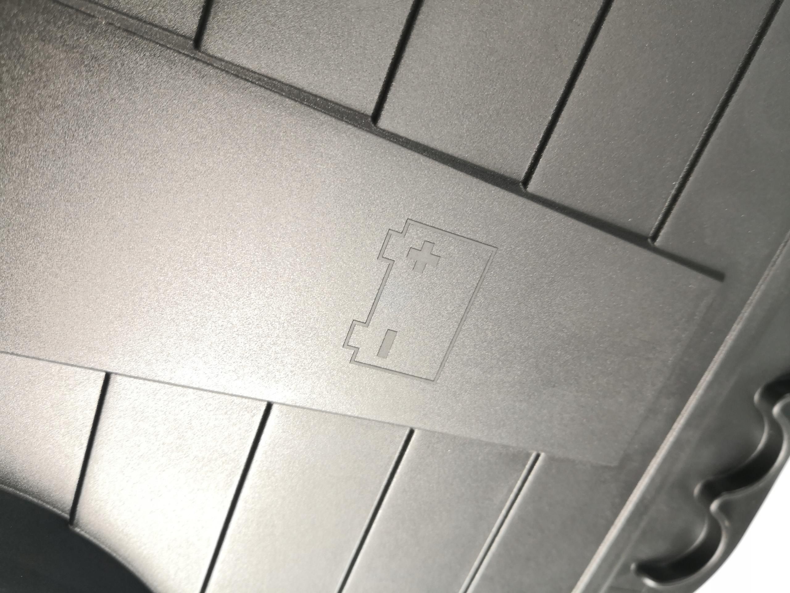 Mercedes-Benz Oe Osłona Akumulatora Góra Mercedes A B Cla Gla ...