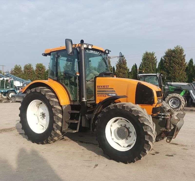 Renault ARES 640RZ plus TUZ Ciagnik rolniczy LADNY - Opinie i ceny na ...