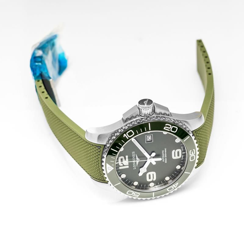 Longines HydroConquest Automatic Green Matt Dial L37824069 - Zegarki ...