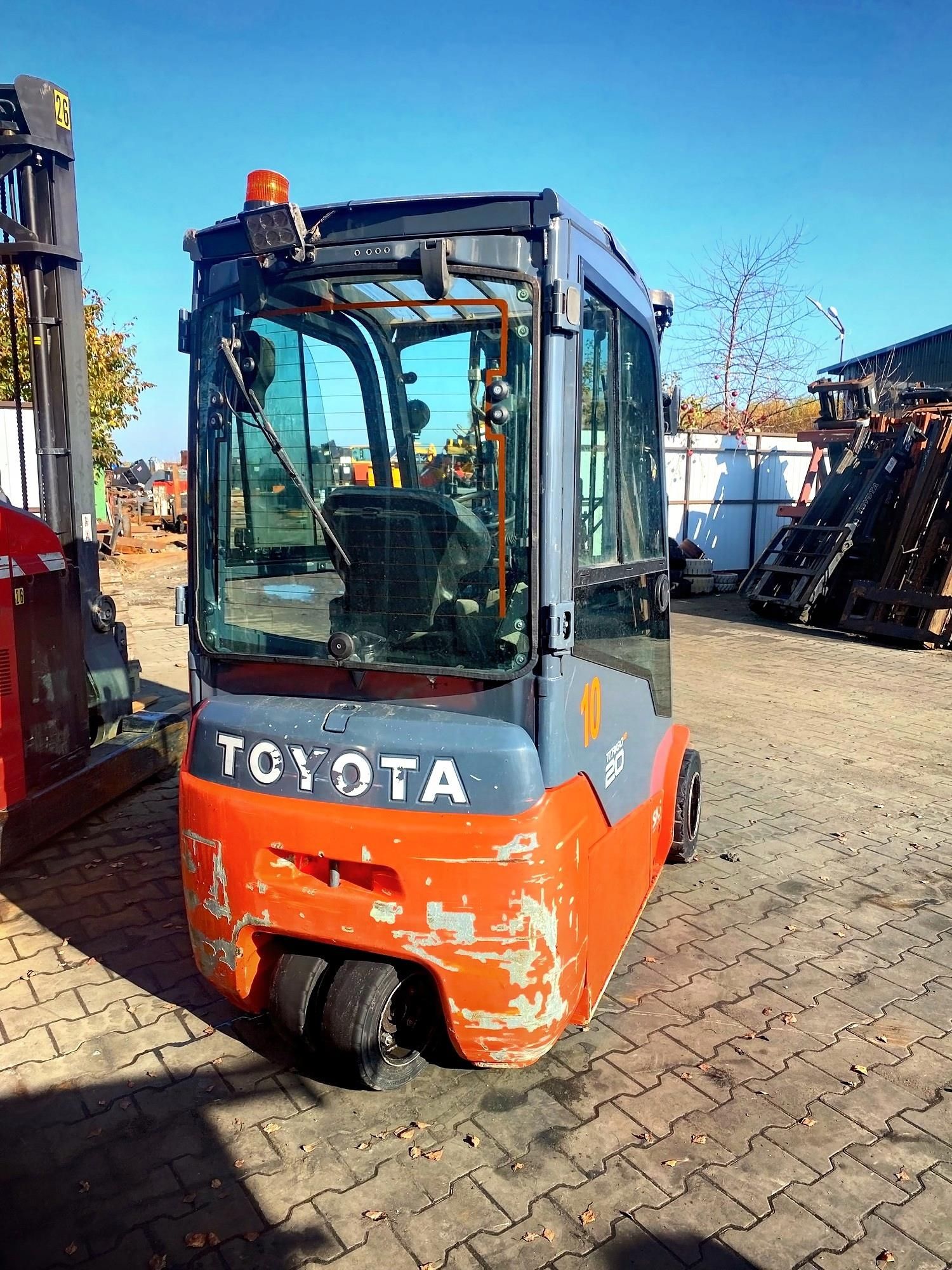 Wózek widłowy elektryczny TOYOTA 8FBE20T 4.7m 2.0T - Opinie i ceny na ...