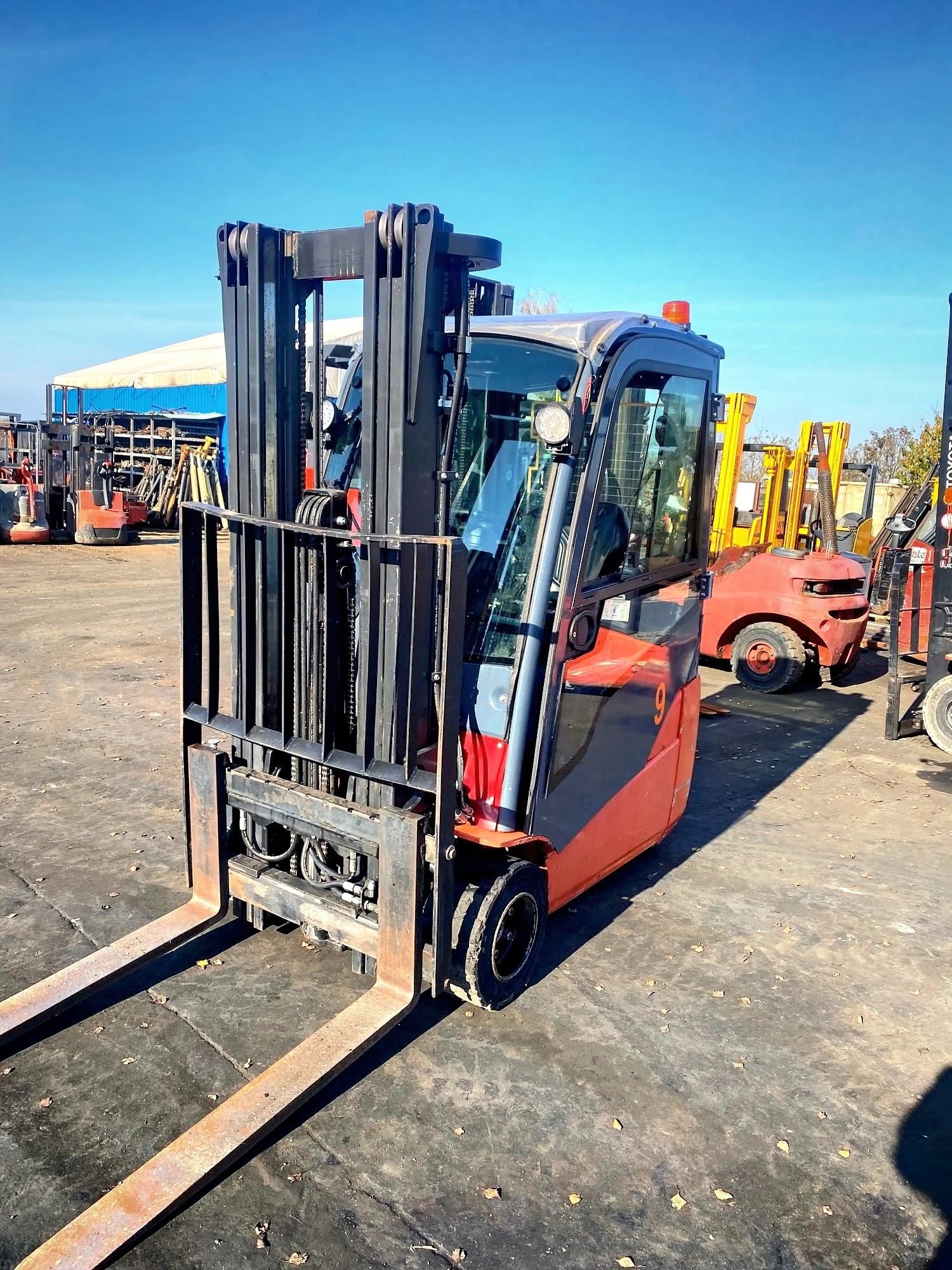 Wózek widłowy elektryczny TOYOTA 8FBE20T 4.7m 2.0T - Opinie i ceny na ...