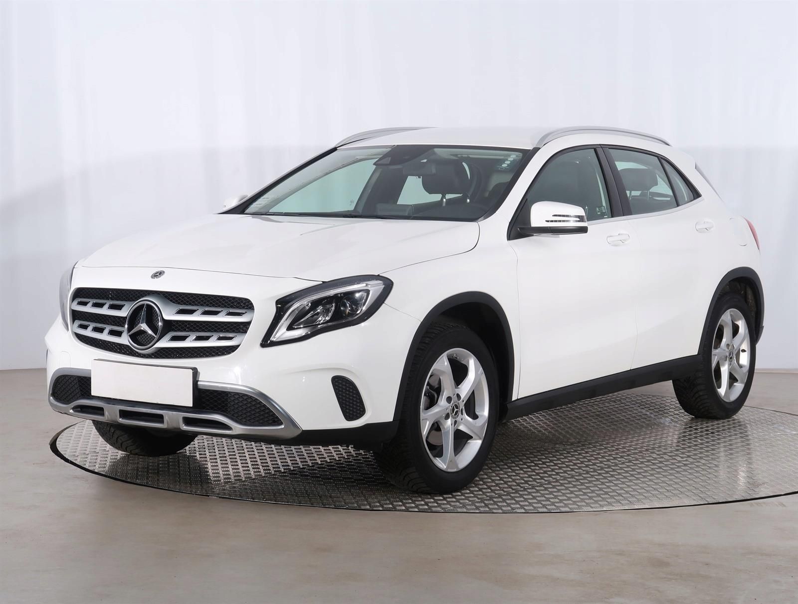 Mercedes GLA GLA 180 , Salon Polska, 4X4 - Opinie i ceny na Ceneo.pl