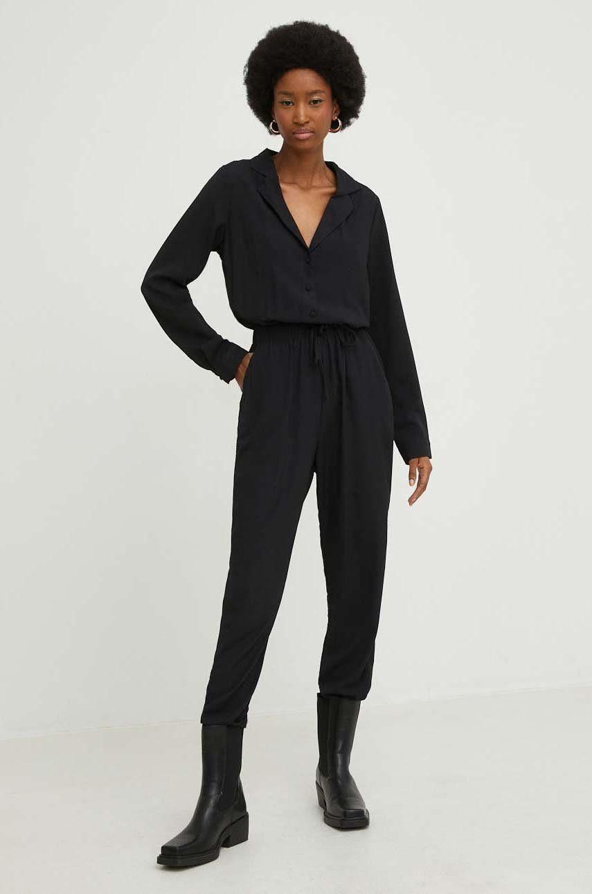 Answear Lab kombinezon kolor czarny z kołnierzykiemm - Ceny i opinie ...