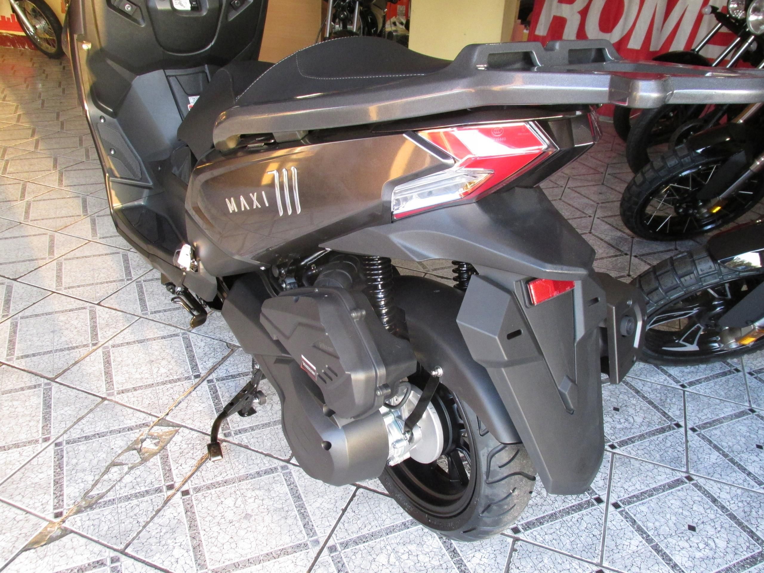 Skuter Junak 711 MAXI 125 TRANSPORT MYSŁOWICE - Opinie i ceny na Ceneo.pl