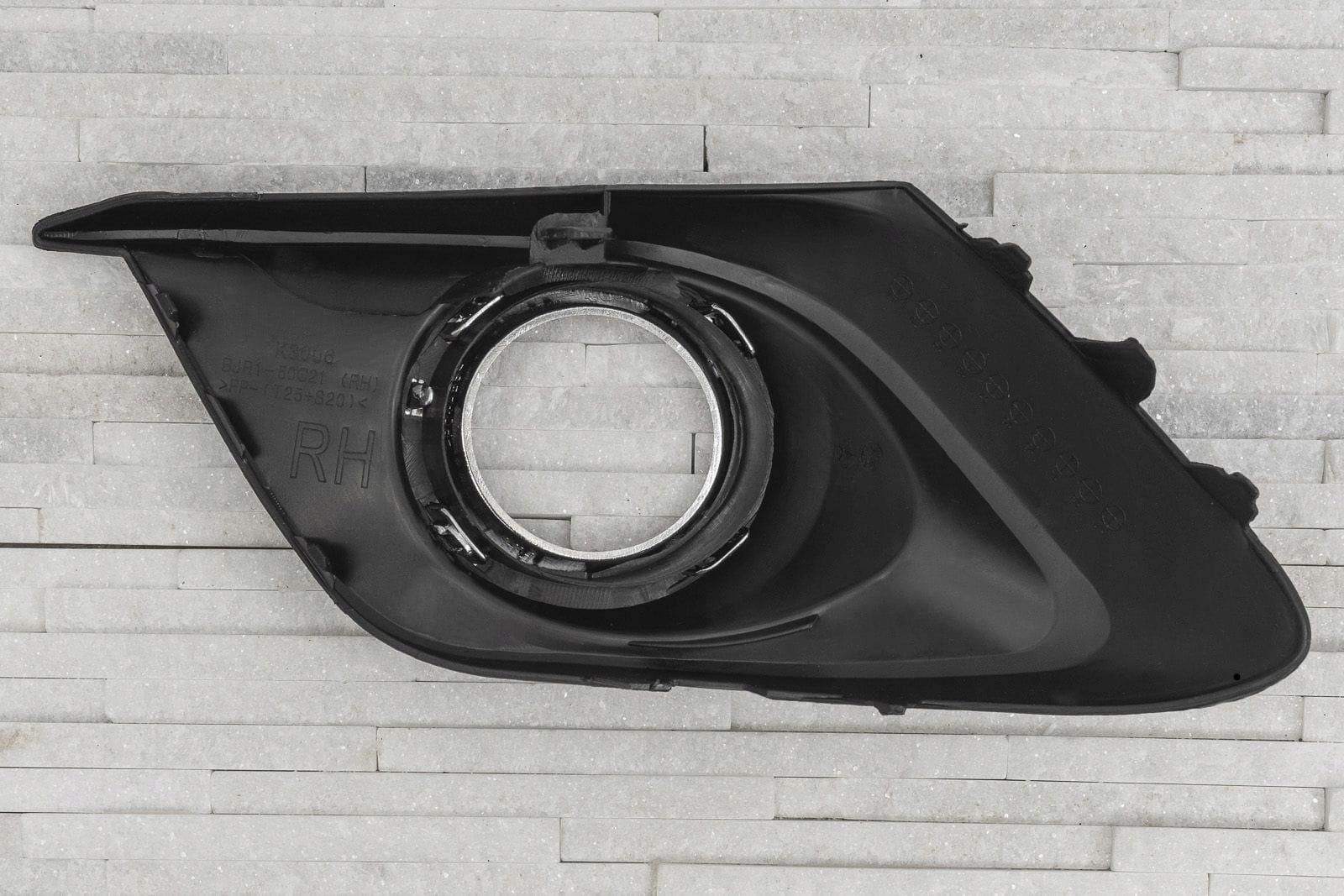 INNY MAZDA 3 III BM 14-16 PRAWA ZAŚLEPKA HALOGENU BJE1-50-C11A - Opinie ...