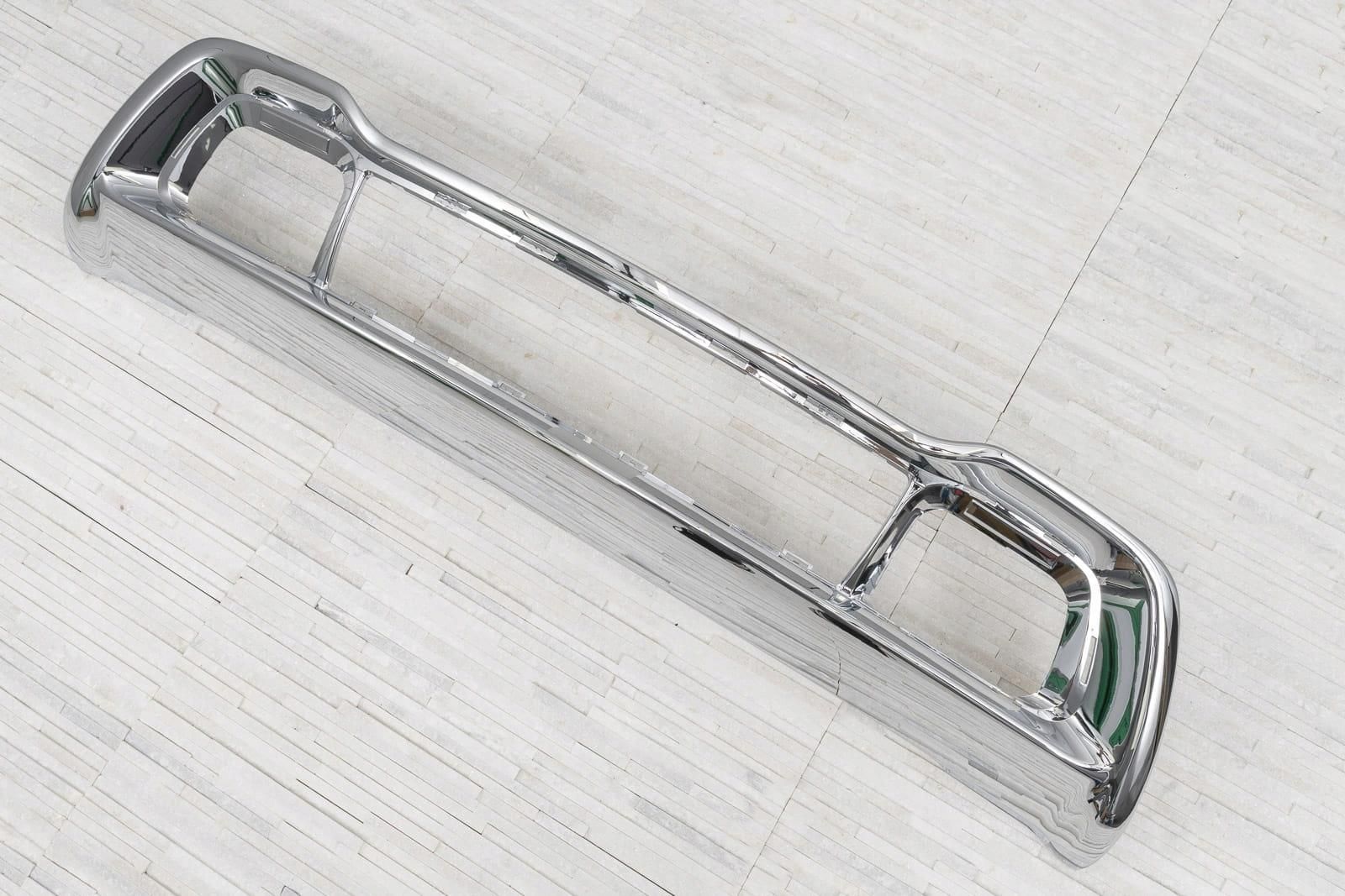 INNY KRATKA ZDERZAKA 68143105AC JEEP GRAND CHEROKEE WK2 68143105AC ...