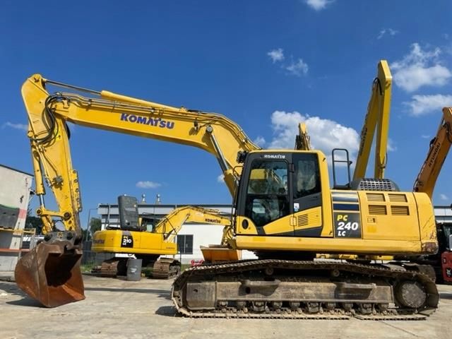 Komatsu PC 240 LC-10 koparka 25 ton błotniak 800mm - Opinie i ceny na ...
