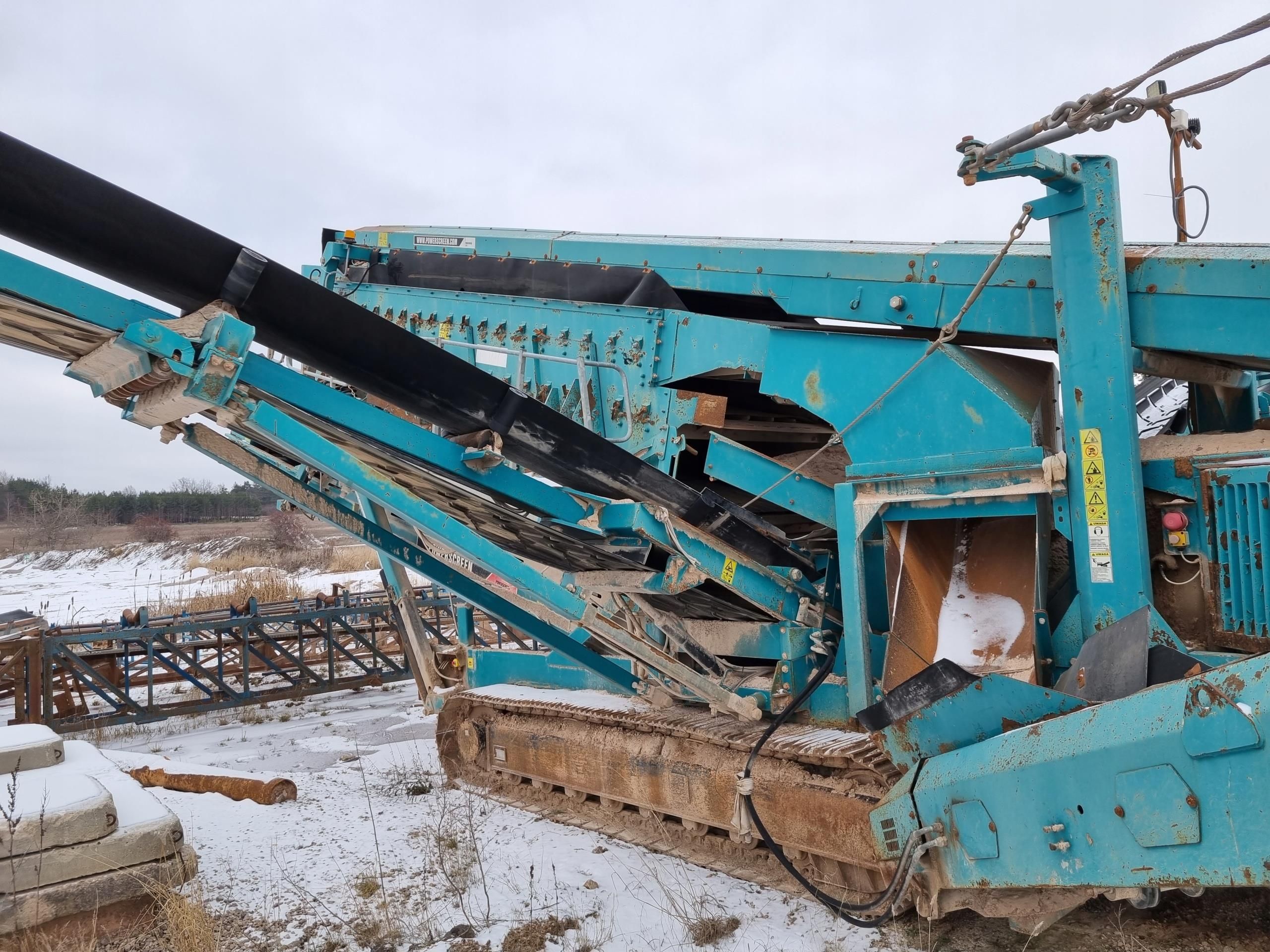 Przesiewacz mobilny PowerScreen Chieftain 2400 - Opinie i ceny na Ceneo.pl