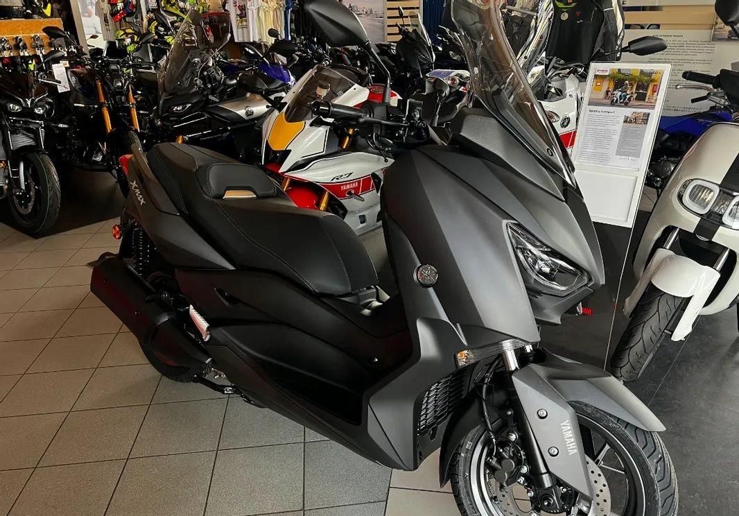 Yamaha X-max X-Max 300 2022 kolor CZARNY od re... - Opinie i ceny na ...