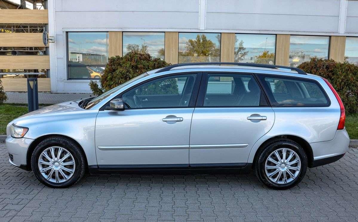 Volvo V50 2,0d (136KM) 2007 r. lift - Opinie i ceny na Ceneo.pl