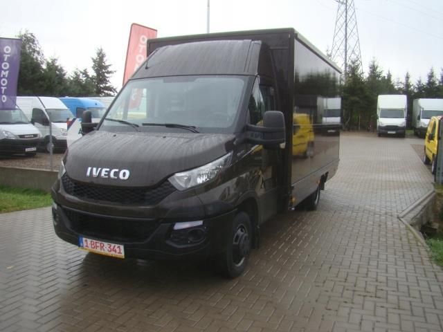 IVECO DAILY 35 C 15 3.0TDI UPS PRZEJŚCIE Z KABINY - Opinie i ceny na ...