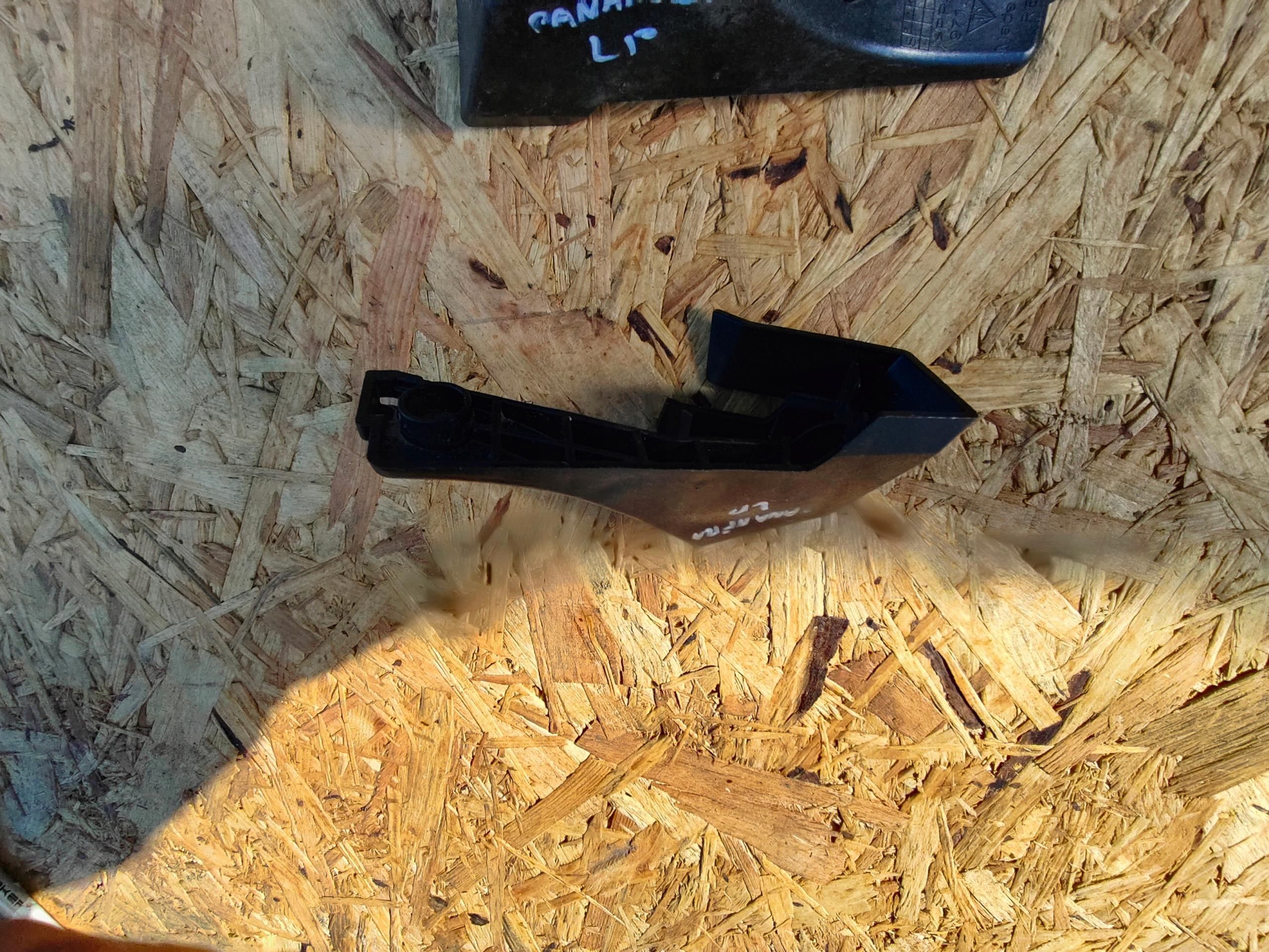 Porsche Oe Panamera 971 Mocowanie W Zderzaku Lewe Przód Ślizg Margo ...