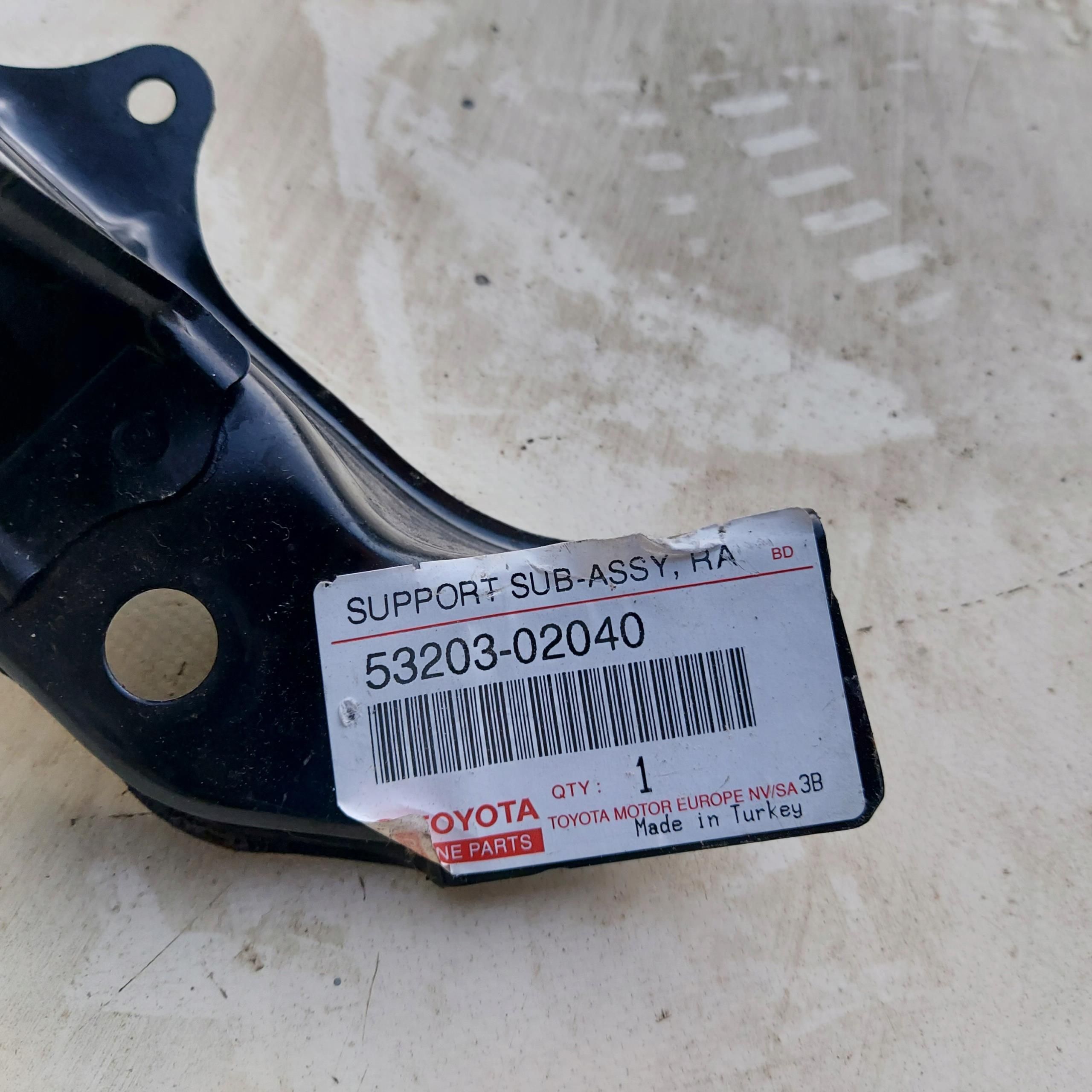 Toyota Oe Okular Lampy Lewy Przedni Pas Auris I 06- 53203-02040 ...