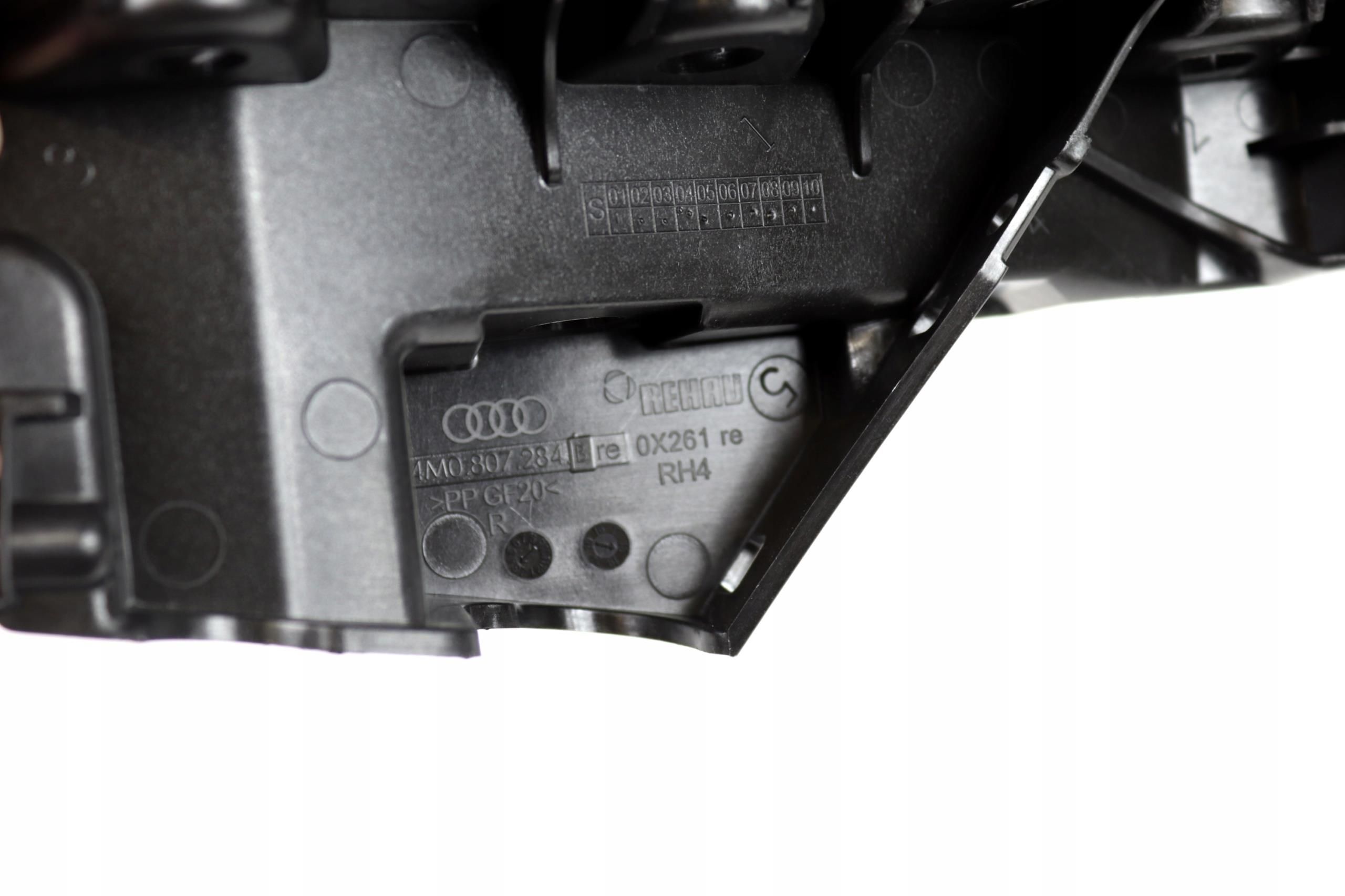 Audi Oe Ślizg Prowadnica Zderzaka Przód Q7 Prawy Aso 4M0807284B ...